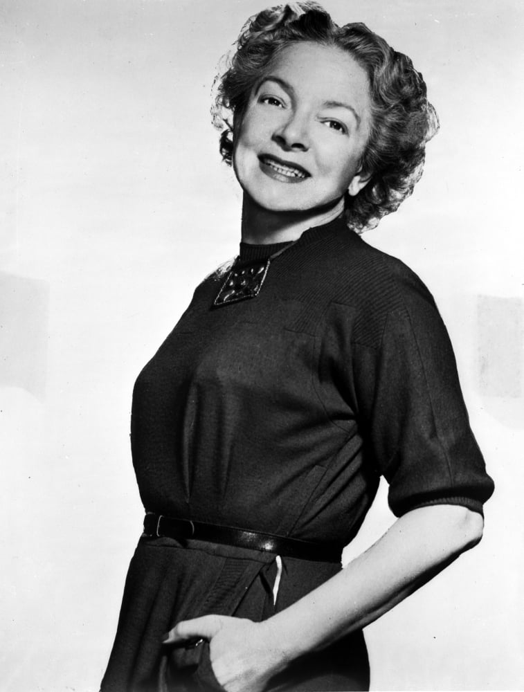 A portrait of Helen Hayes Photo Print (8 x 10) - Walmart.com