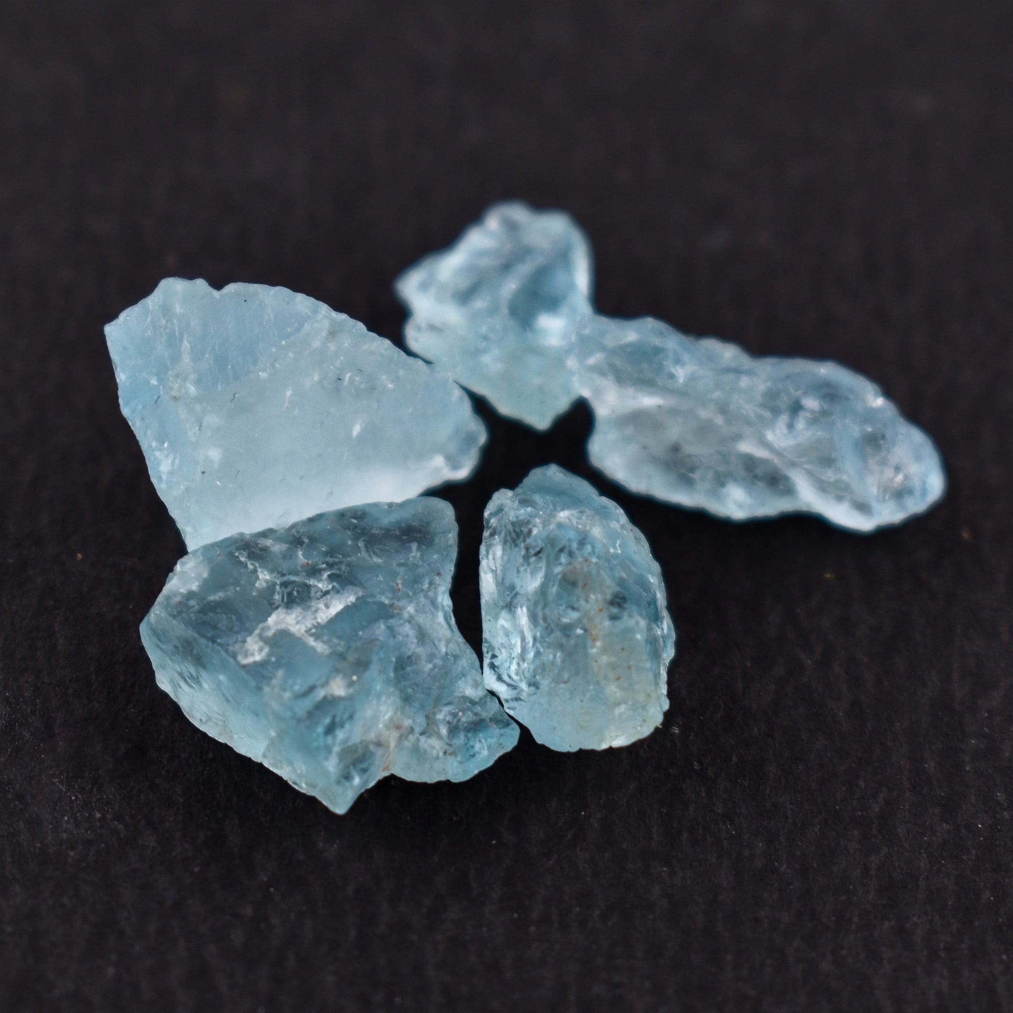 AA 30 carats Natural Raw Aquamarine Rough Rock Crystal Gemstone, Chakra ...