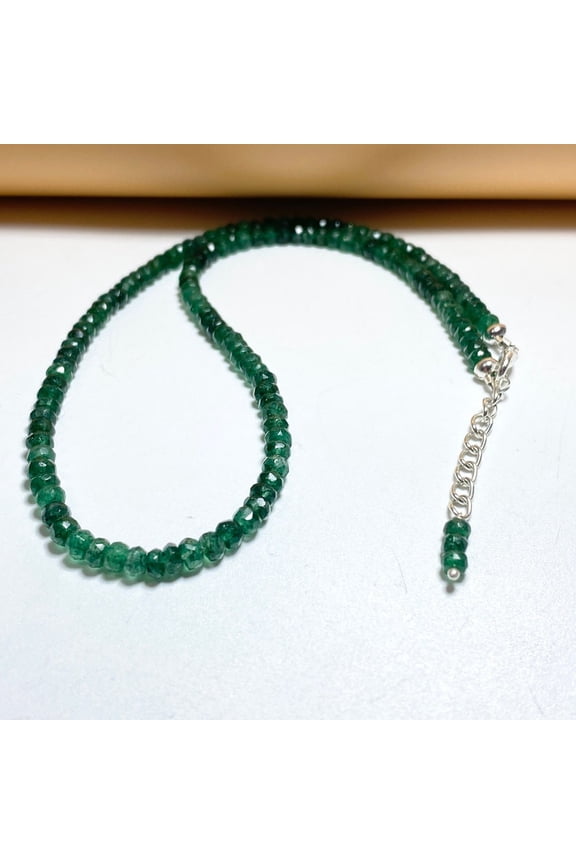 Explore Emerald Bead Necklaces and Jewelry for Elegant Looks