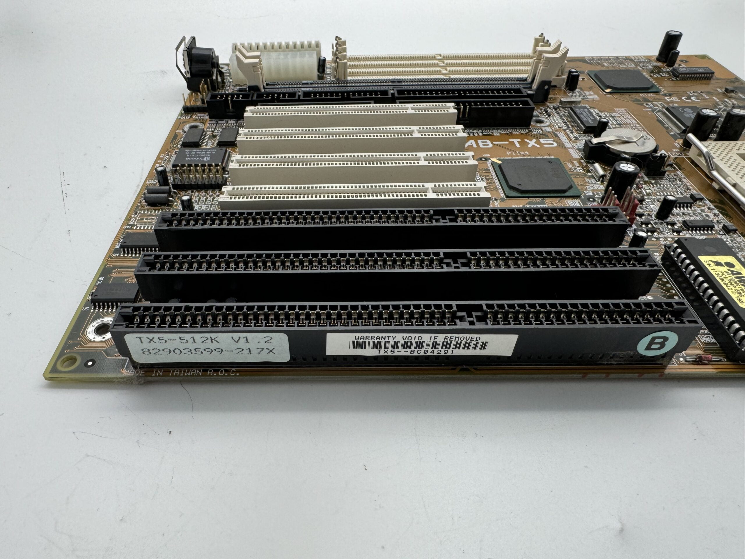 ABIT SOCKET 7 AT MOTHERBOARD AB-TX5, 3X ISA, 4X PCI, 2X DIMM, 4X SIMM ...