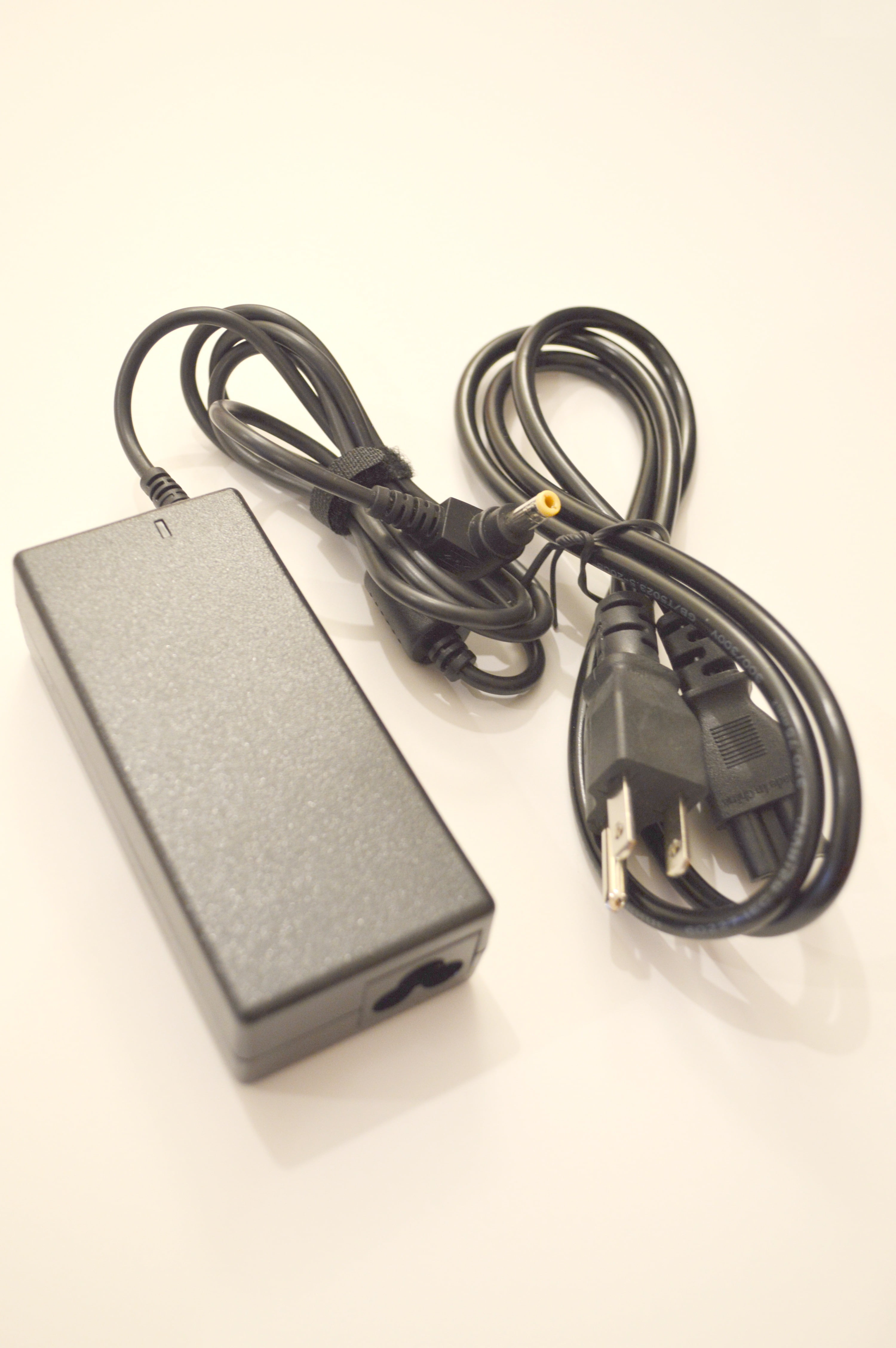 AC Adapter Charger for Toshiba Satellite C655-S5049 PSC08U-02D01D ...