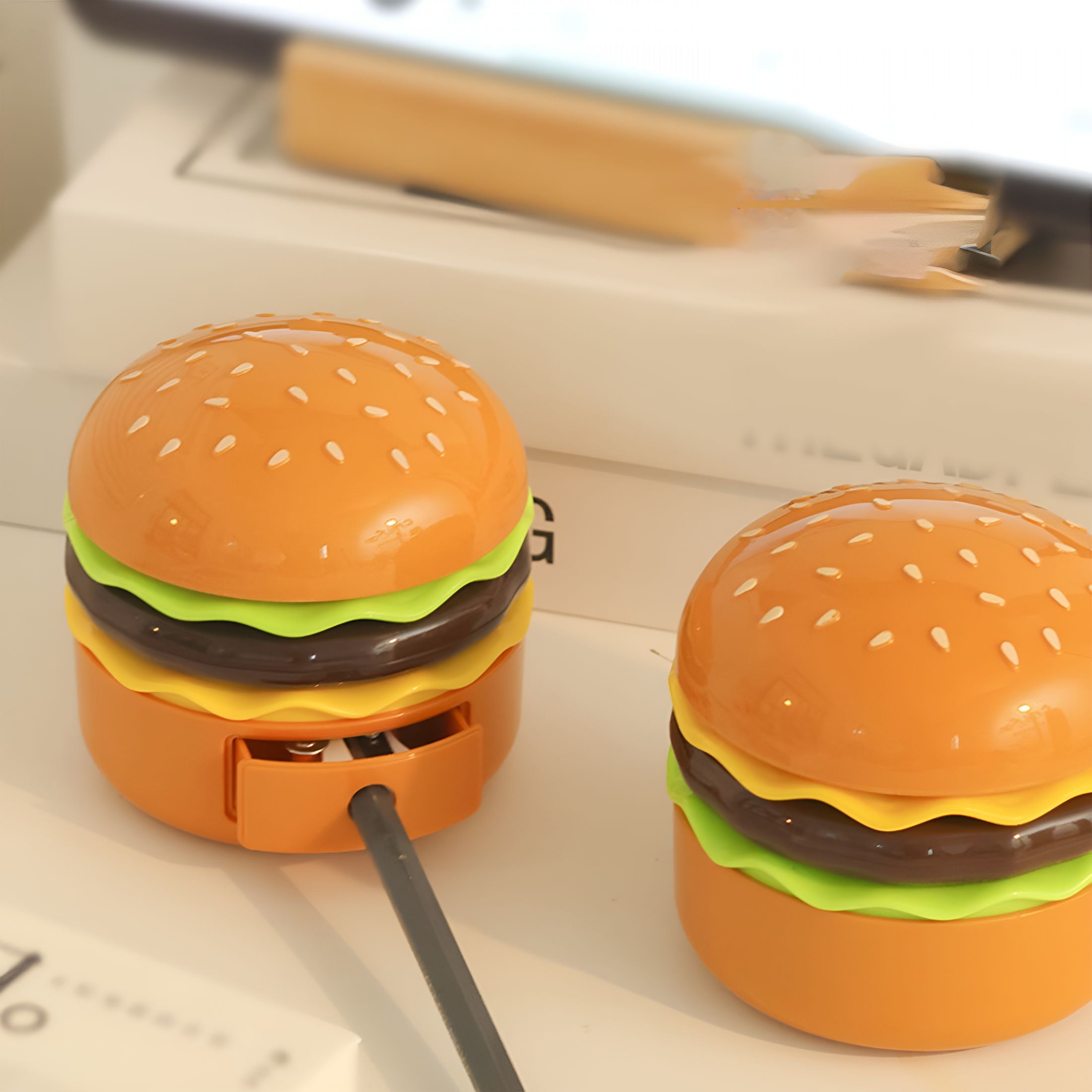 ACDANC Adorable Hamburger-Shaped 2-in-1 Pencil Sharpener and Nightlight ...