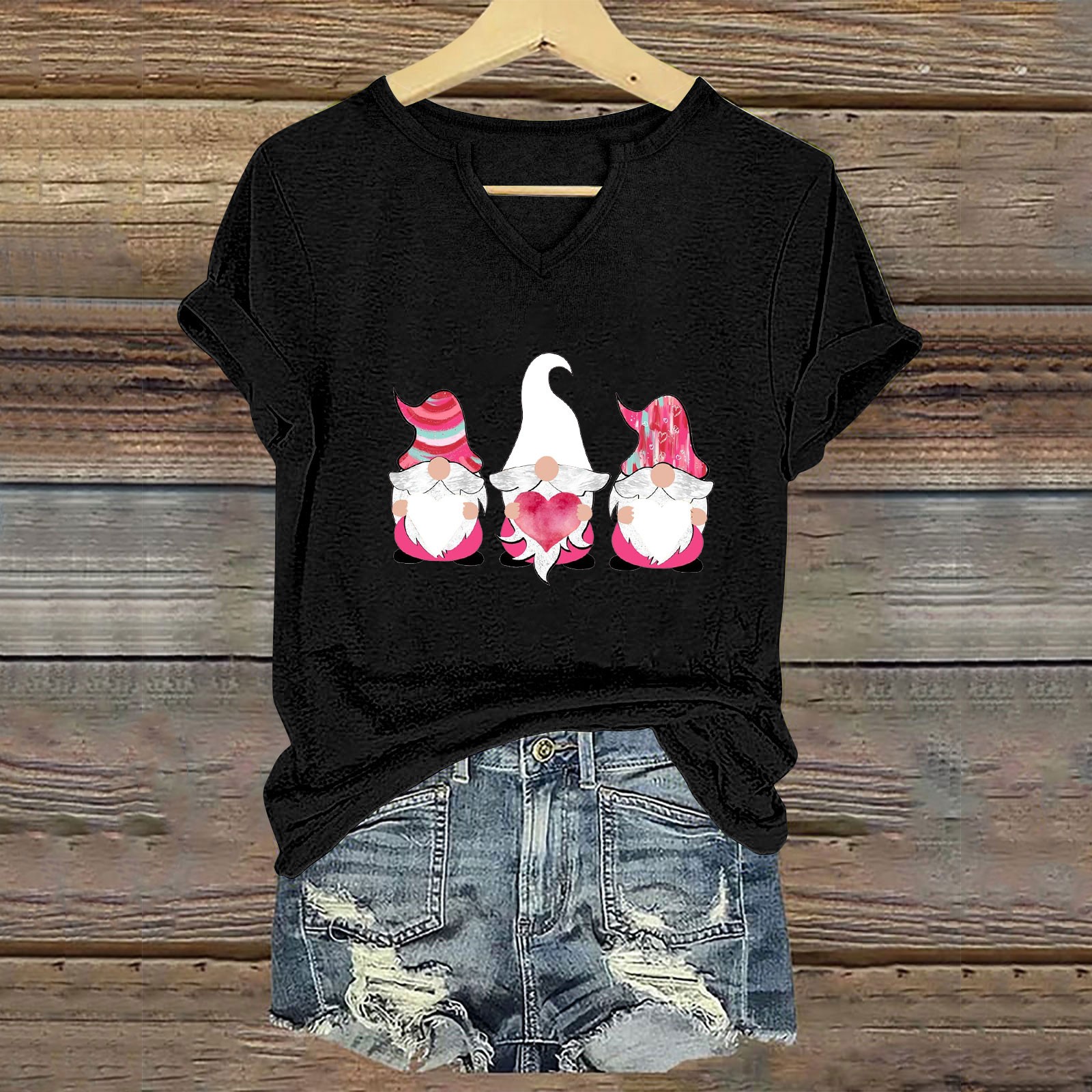 ALLLIST Womens Tops Black V Neck Holiday T-Shirts Trendy Graphic Short ...