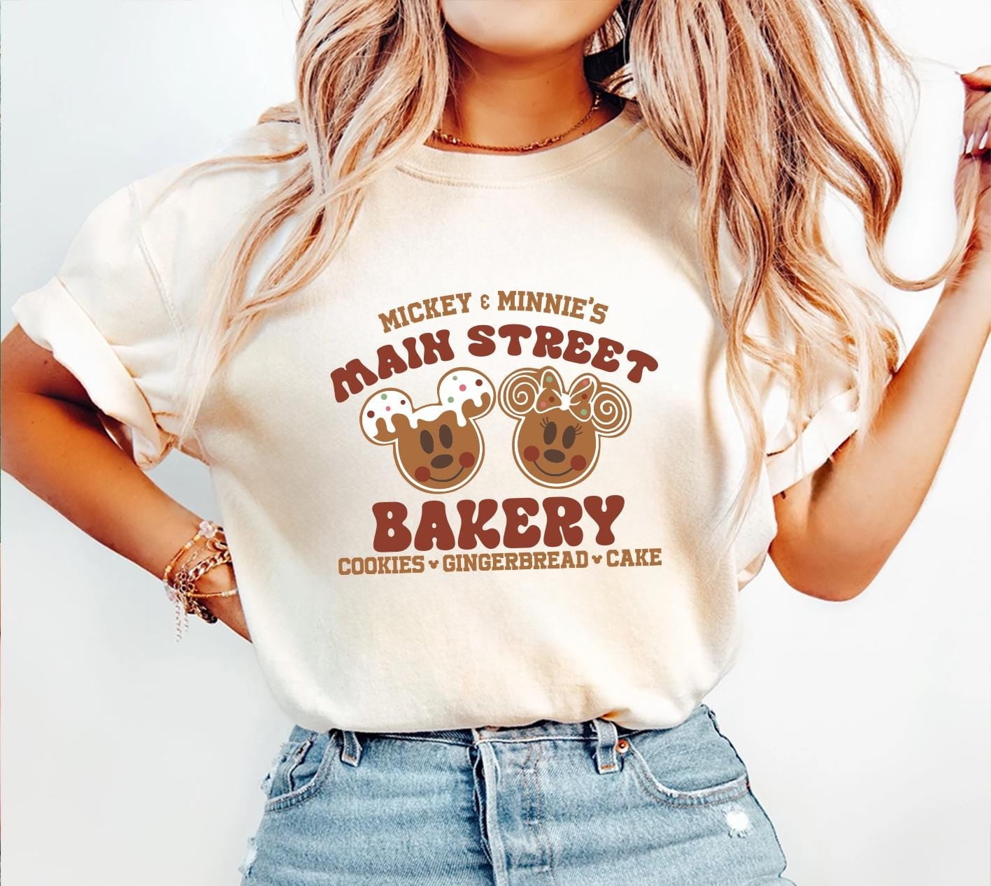 AMINO Tee Main Street Bakery Gingerbread Cookies Cakes Christmas T ...