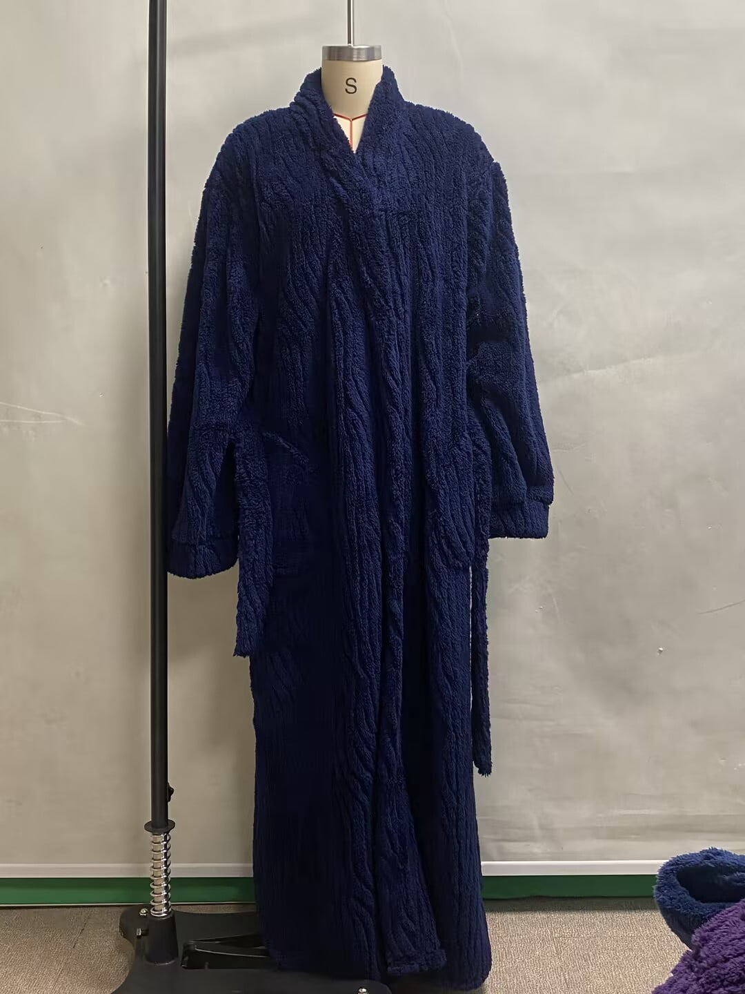 AMITOFO Long Robes for Women, Soft Fluffy Fleece Bath Robe with Front ...
