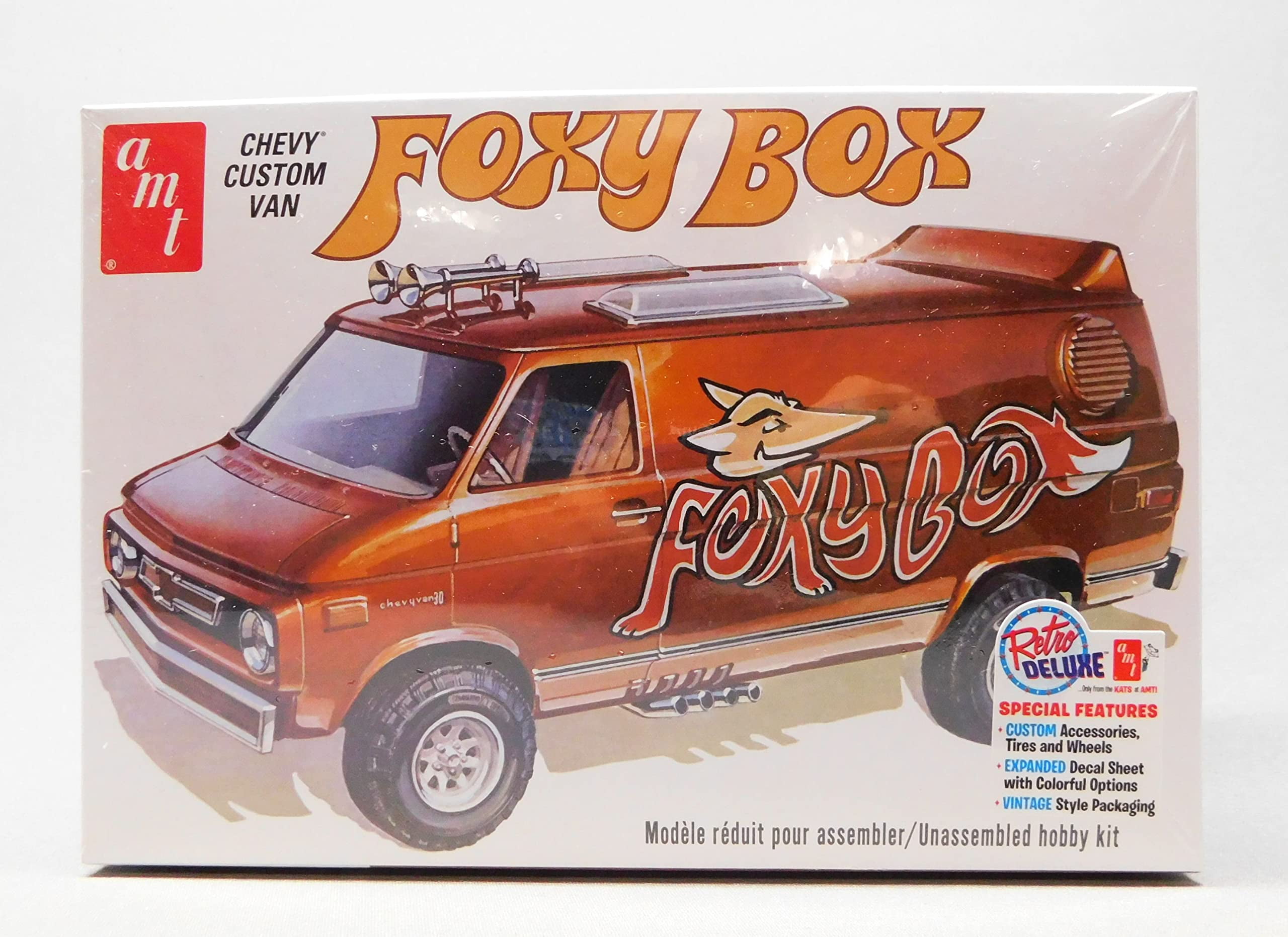 AMT 1975 CHEVY CUSTOM VAN FOXY BOX PLASTIC MODEL KIT 1:25 SKILL 2 ...