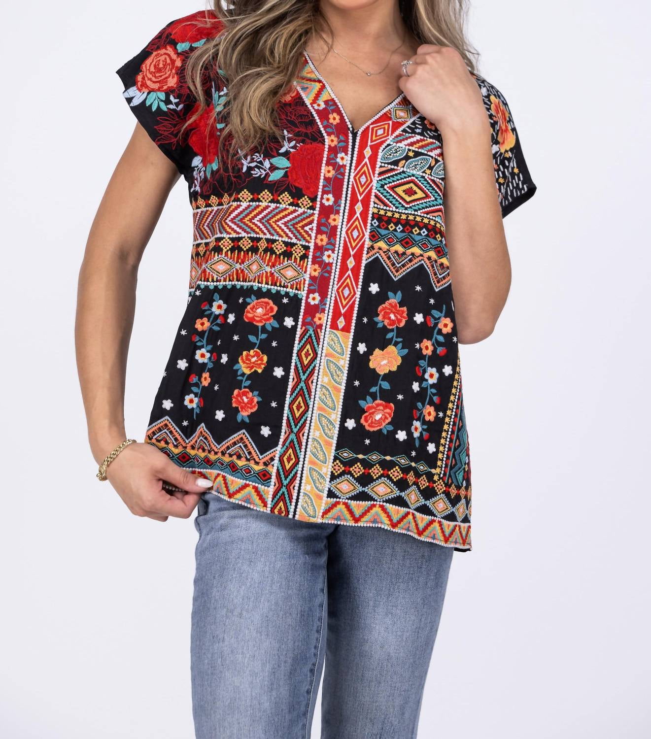 ANDREE BY UNIT Bold Embroidered Short Sleeve Top - Walmart.com