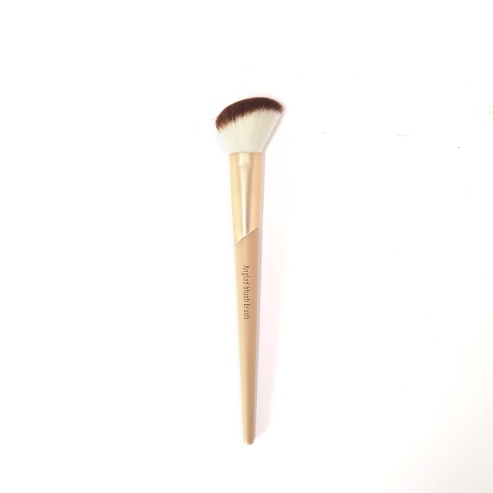 Walmart Angled Blush Makeup & Cosmetic Brush to Sculp & Contour the ...