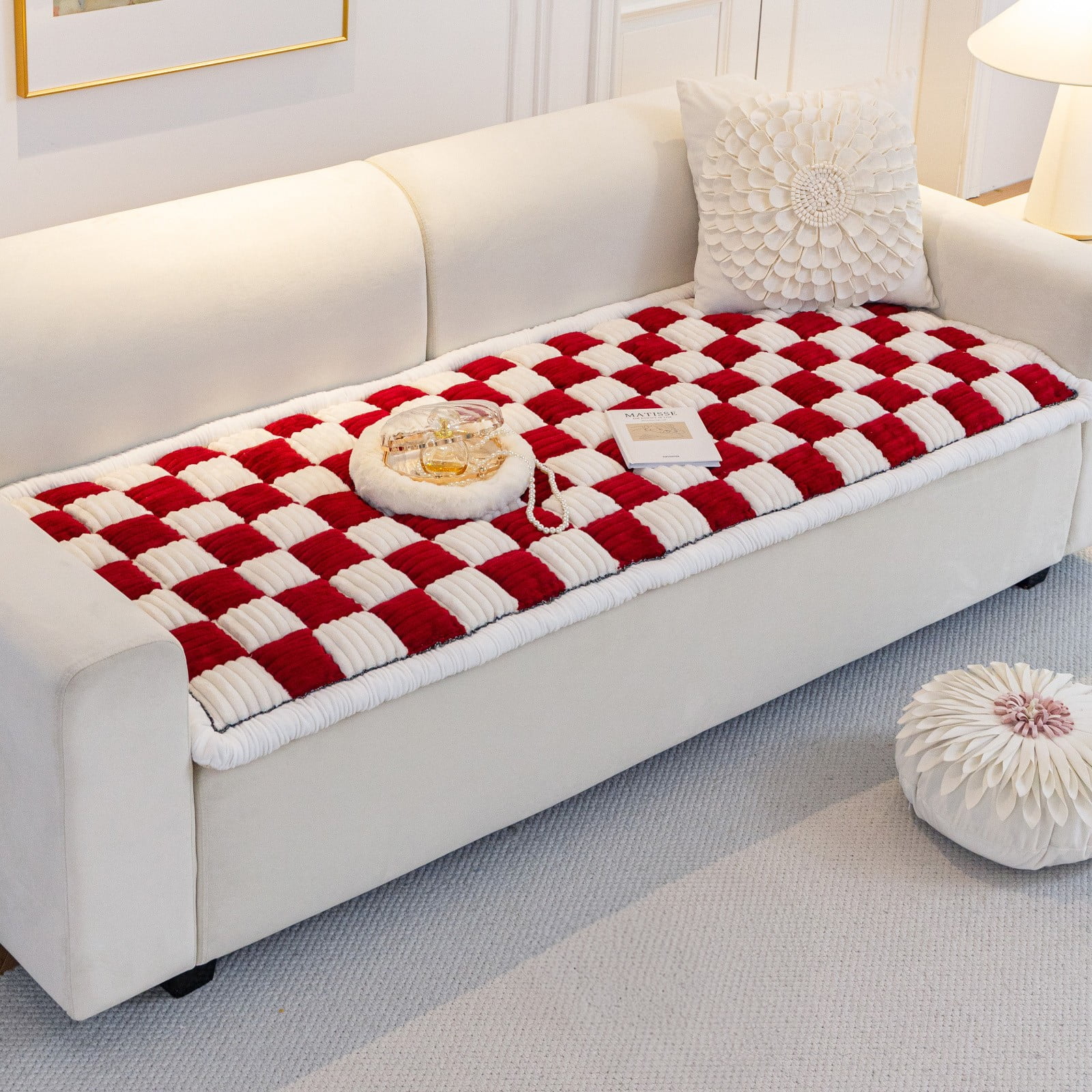 ANMINY Thick Fuzzy Checkered Couch Cover, Non-Slip Nordic Cream Sofa ...