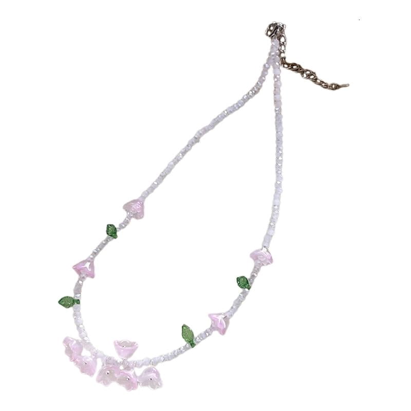 ANXPTIME Flower Pendant Choker Necklace White Beaded Neckchains ...
