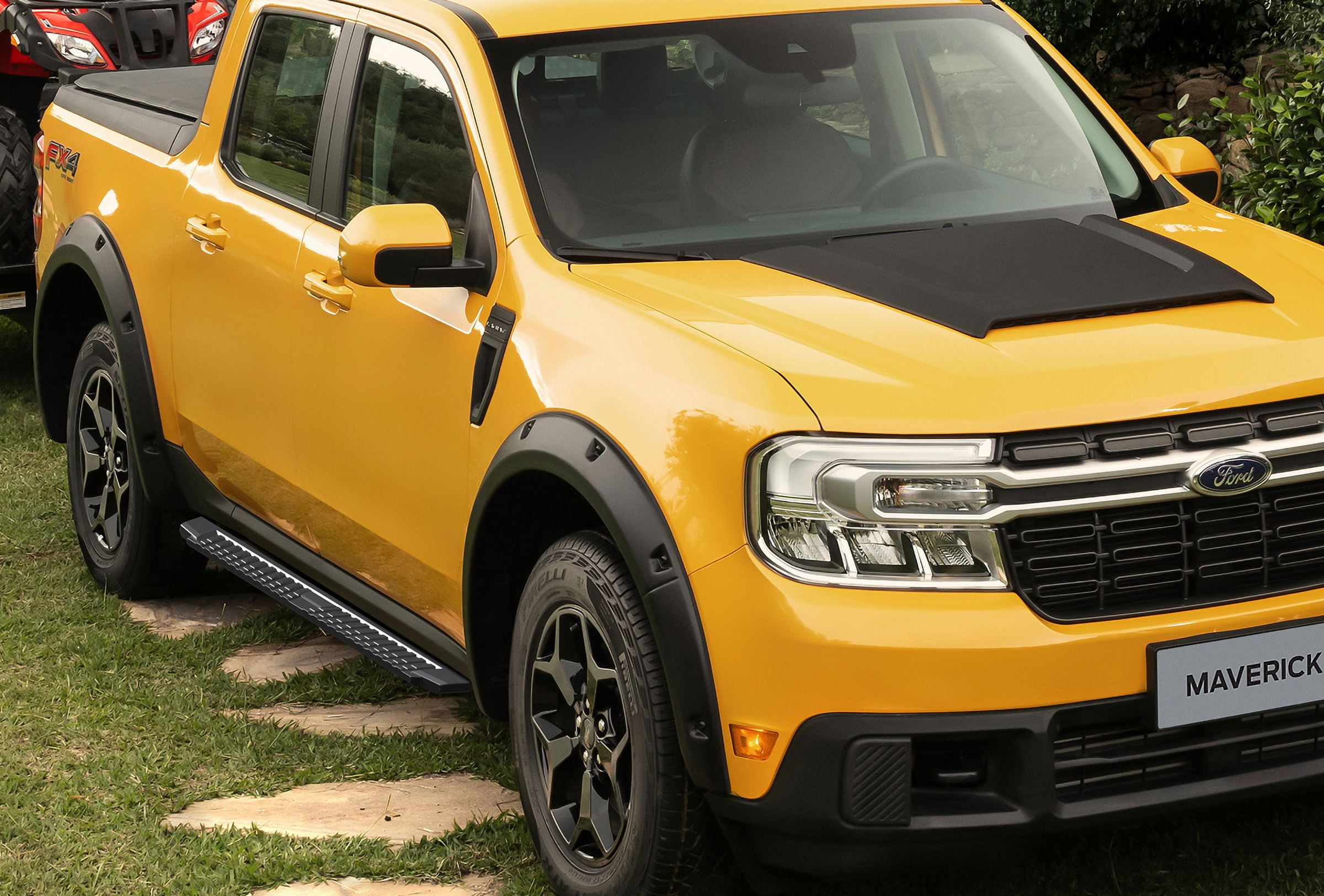 APS 2022-2024 Ford Maverick Running Board-T Series t style door to door ...