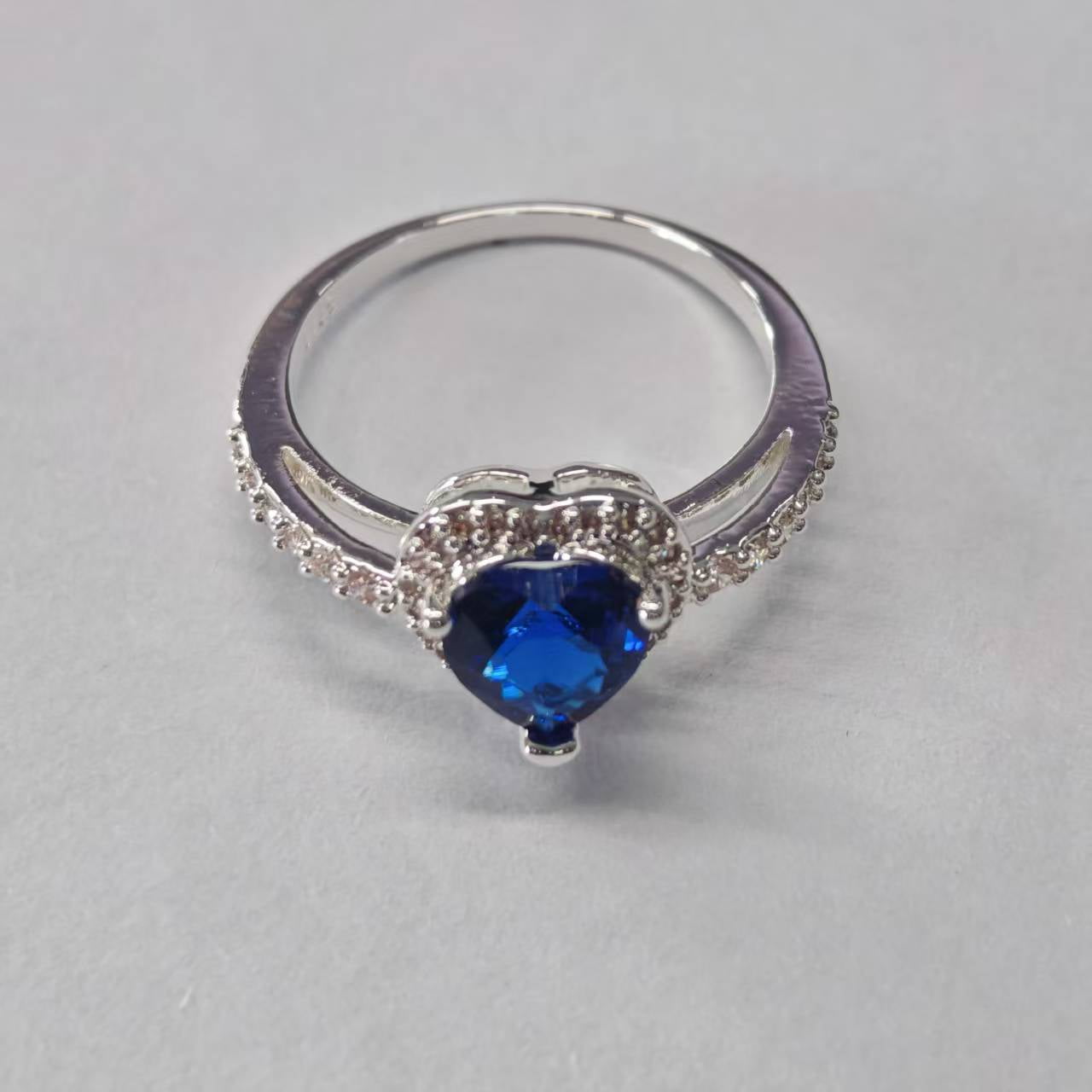 APSVO White Gold Plated Heart Rings for Women Mom Wife,S925 Sterling ...