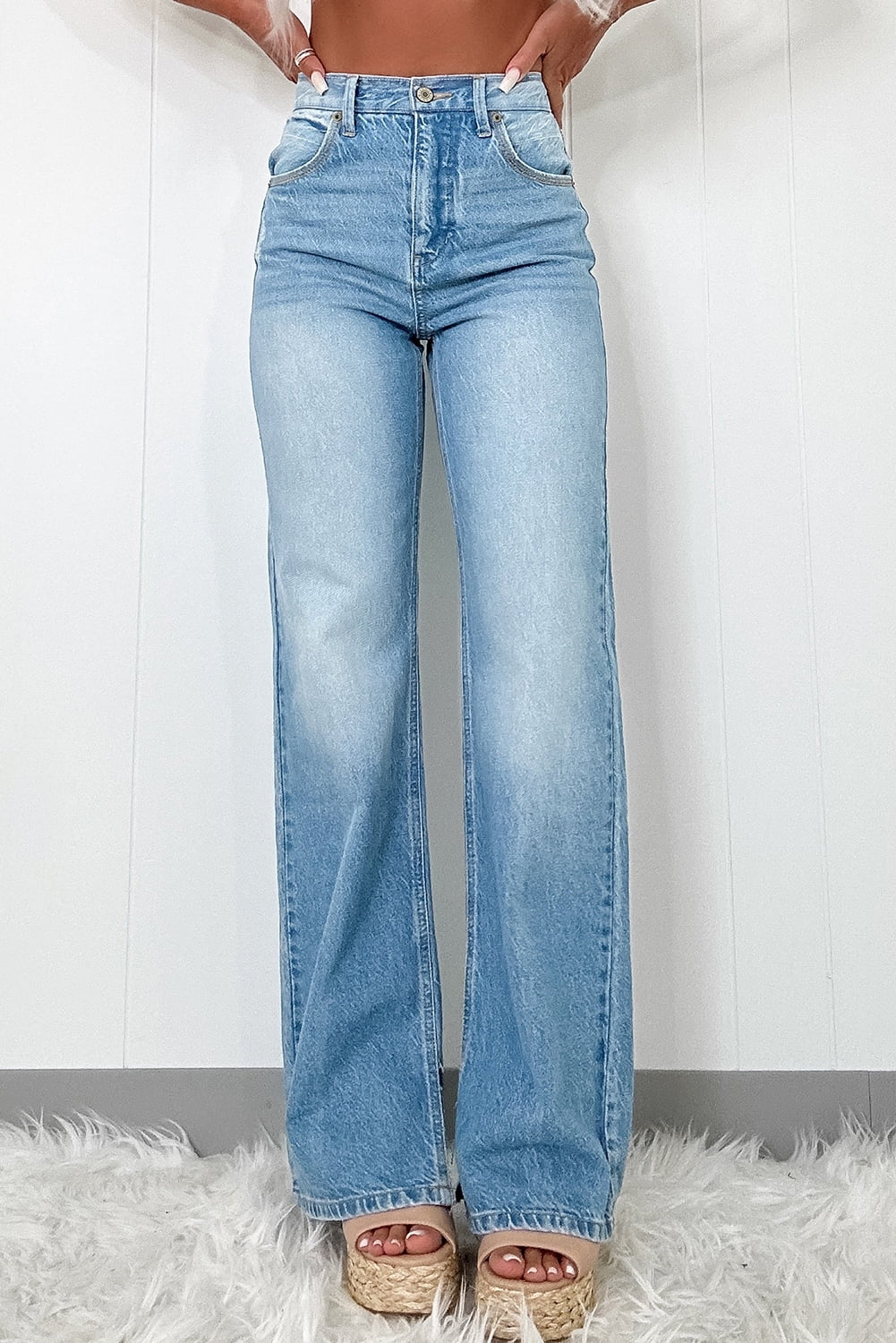 ASUOAgio Flattering Myosotis High Rise Jeans - Timeless Chic Fit ...