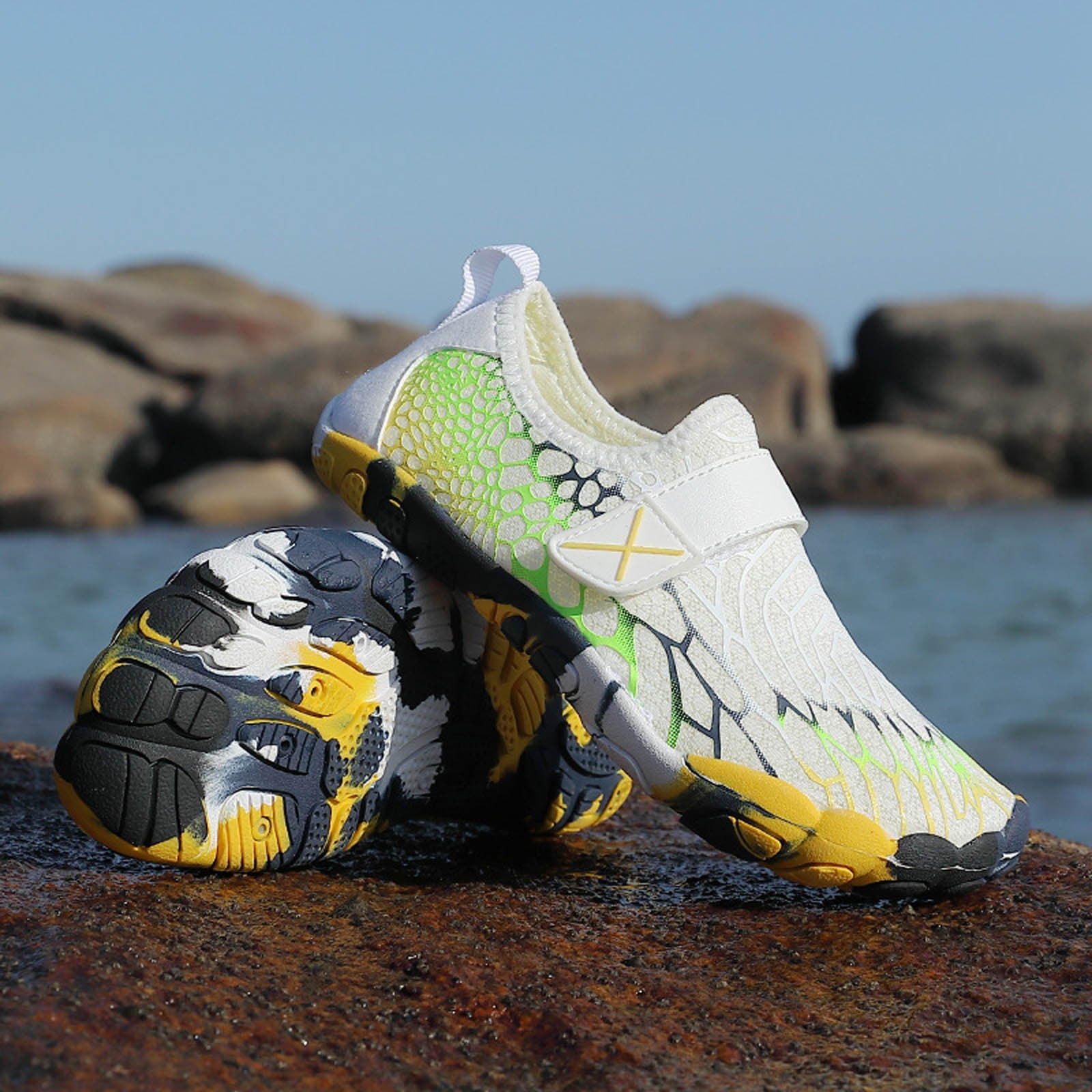 ATOGUTA Kids Water Shoes for Girls Boys Kids Swimming Shoes Kids Beach ...