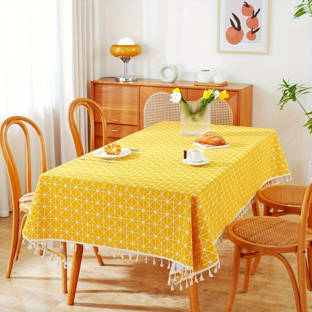 AUMIY Geometric Patterned Rectangle Tablecloth with Tassels Yellow ...