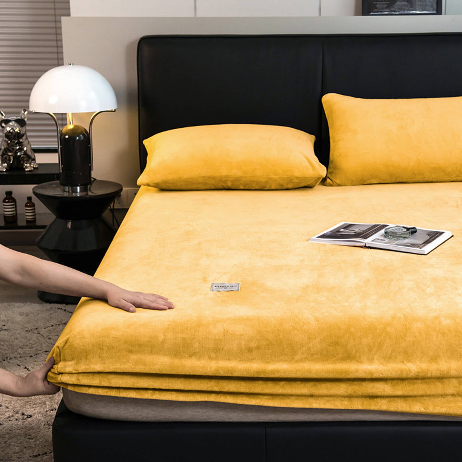 AUQ Fuzzy Bed Sheet Made from Soft and Warm Milk Velvet Fabric Wool ...