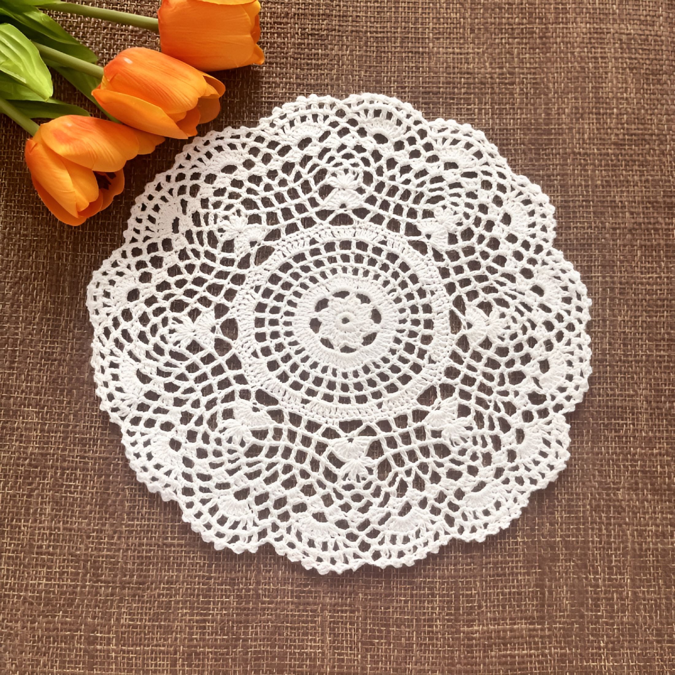 AUQ Vintage Hollow Flower Placemat Hand Crocheted Lace Doilies Round ...