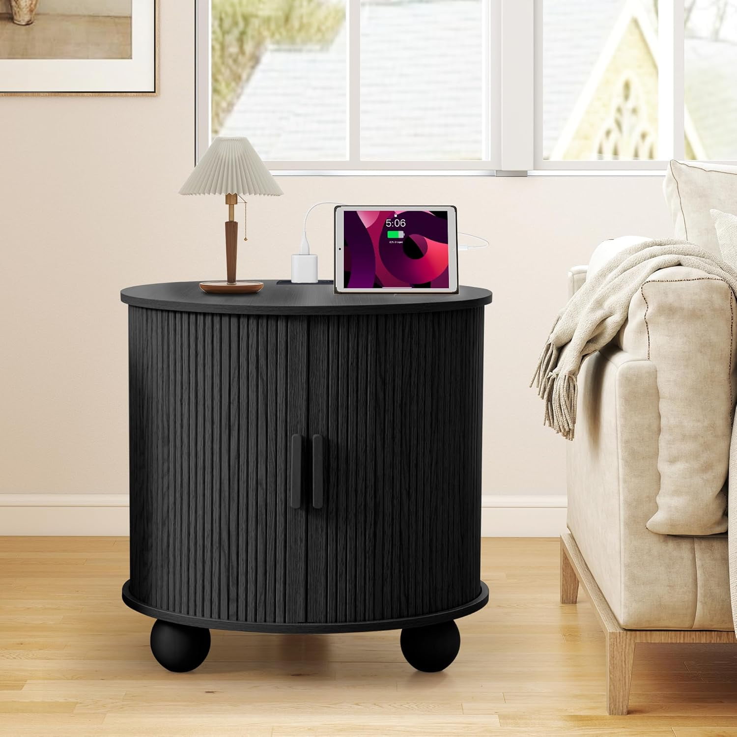 AVZEAR 24" Large Round End Table with Charging Station, Farmhouse ...