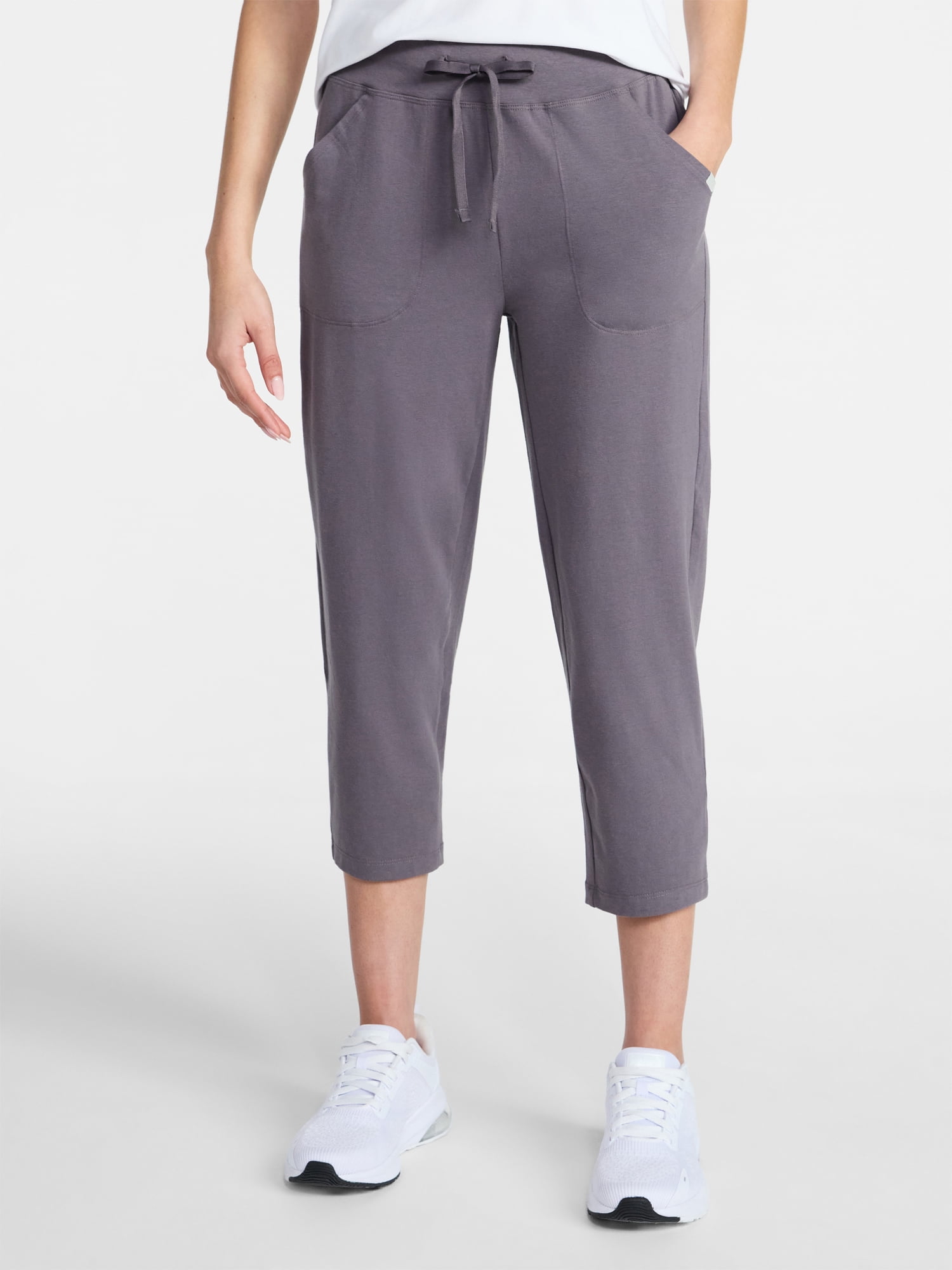 Athletic Works Women's and Women's Plus Knit Capri Pants, 22" Inseam ...