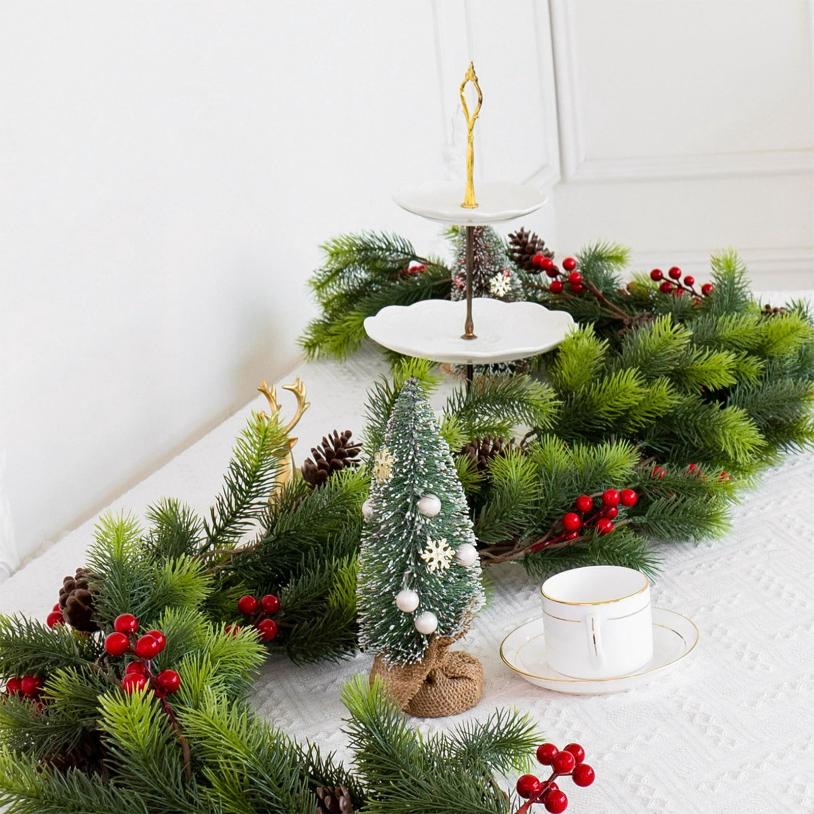 AYktou Christmas Garlands - 5.9ft Pre-Lit Artificial Christmas Garland ...