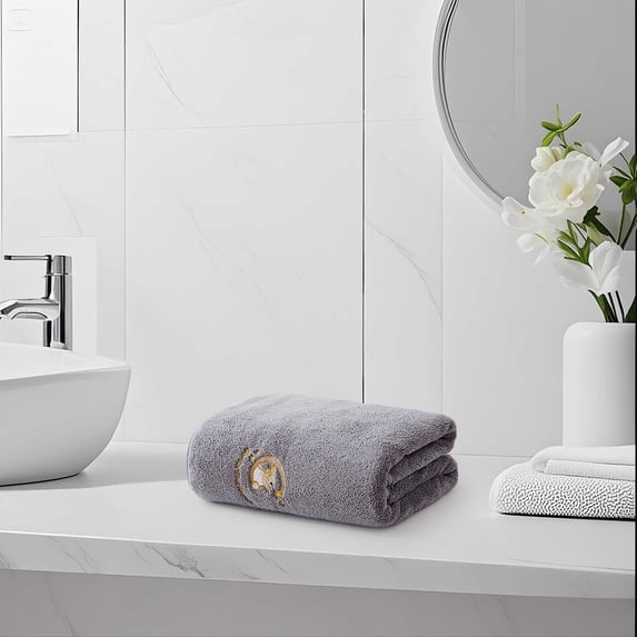 Absorbent Towel, Quick-Dry Cloth, Fleece Material, Embroidered Detail ...