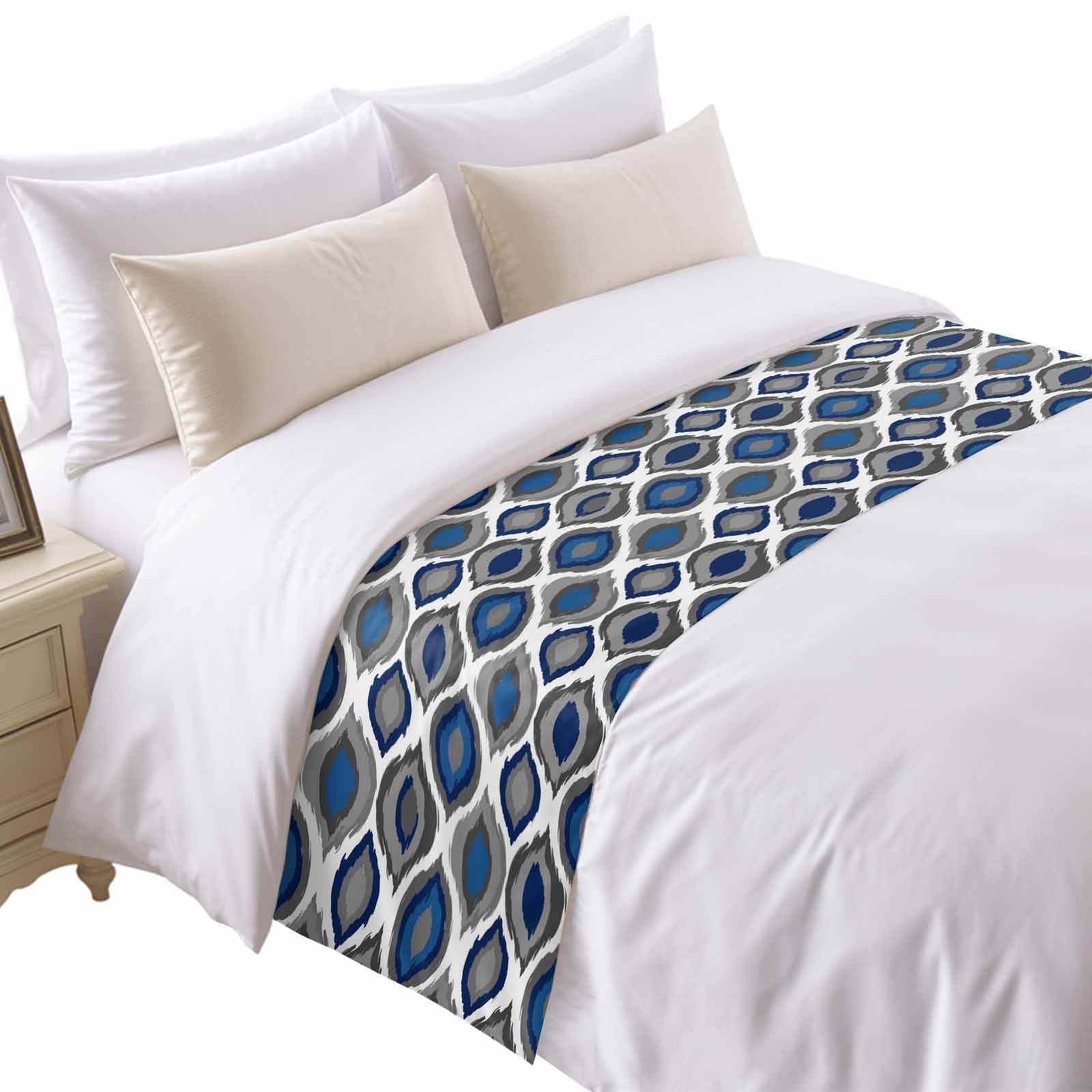 Abstract Art Bed Runner for King Size Bed, Modern Diamond Patterns Blue ...