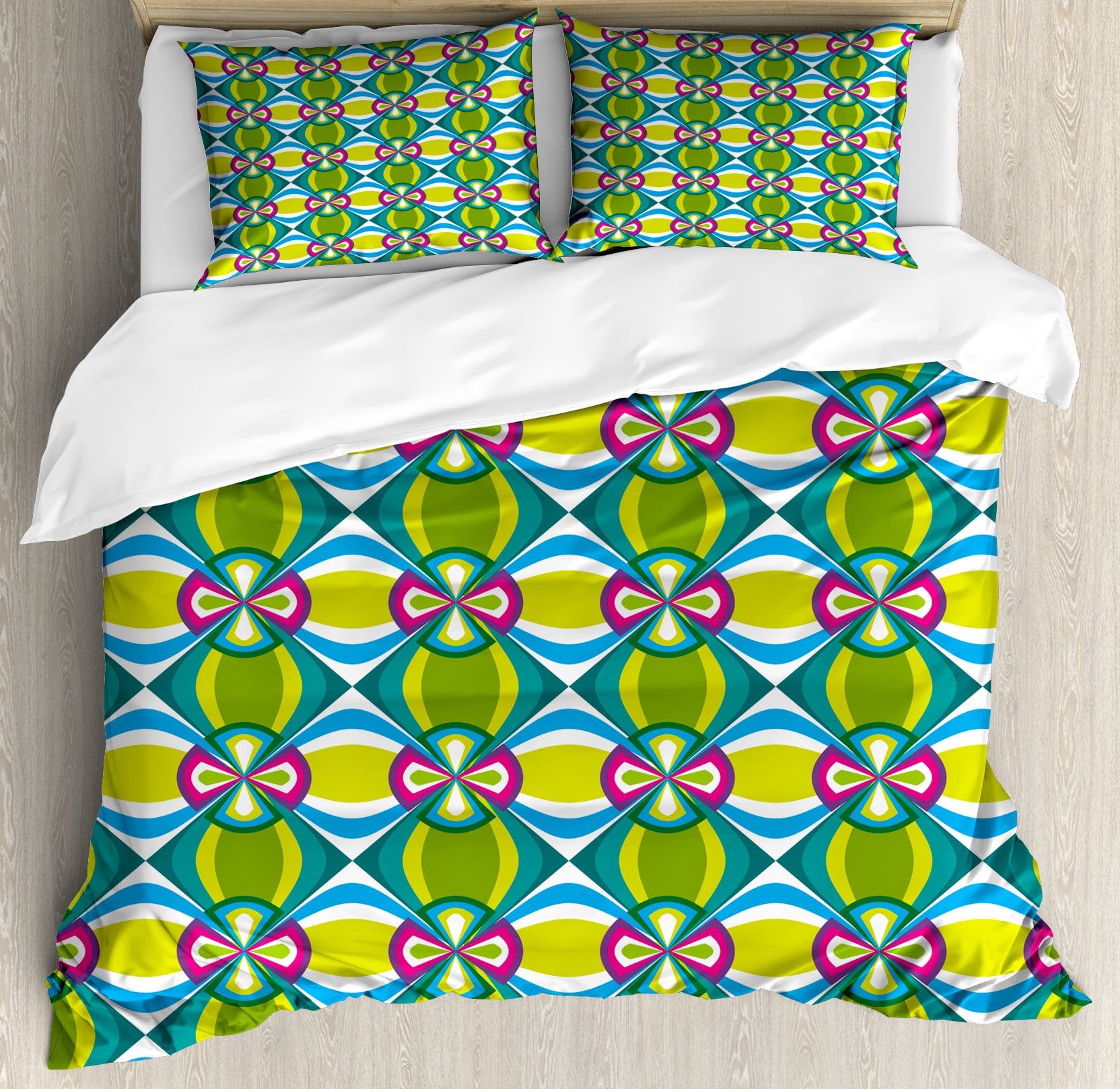 Abstract Duvet Cover Set, Geometric Checked Pattern with Floral Motifs ...