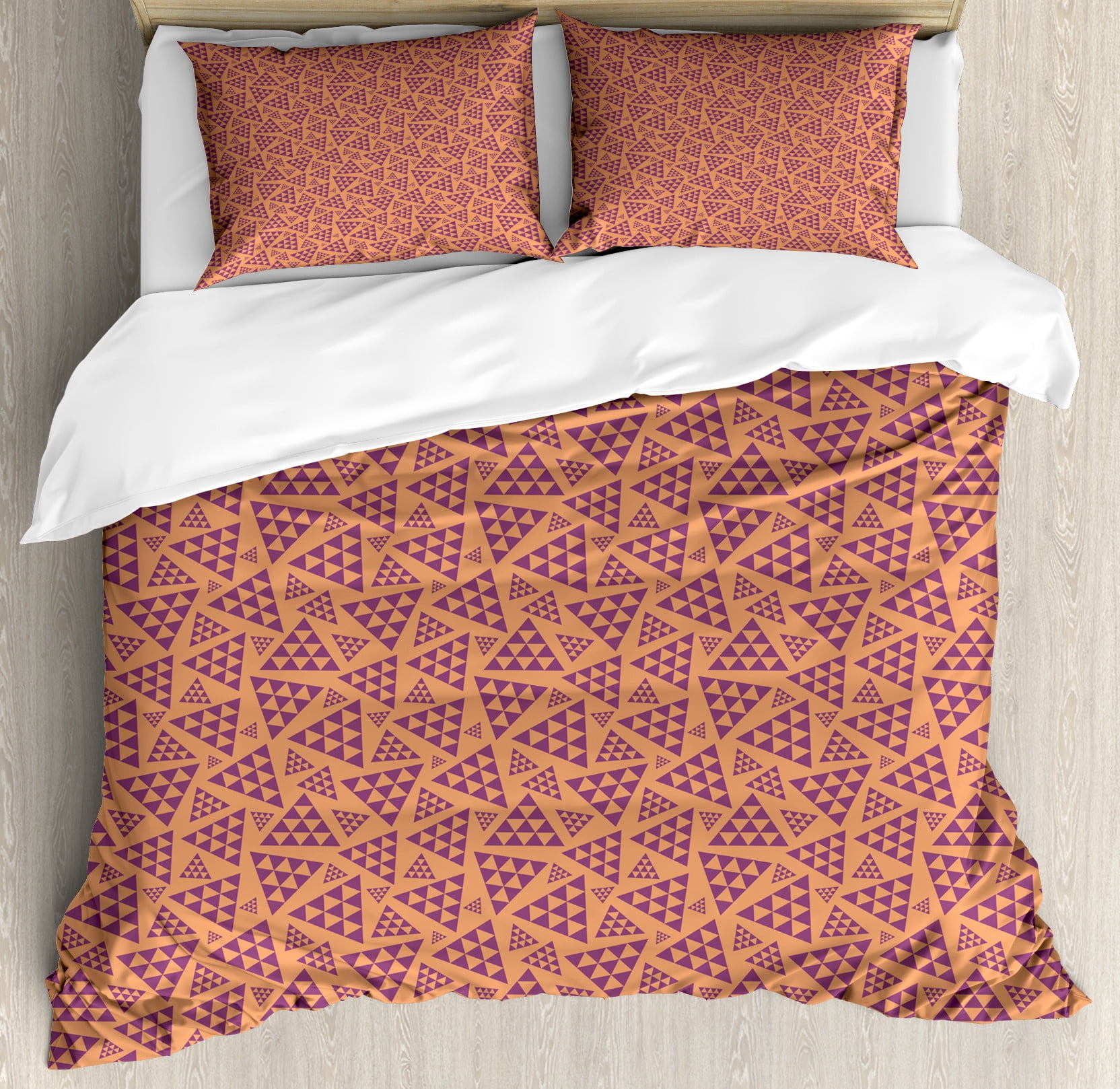 Abstract Duvet Cover Set, Illustration of Random Triangular Formations ...