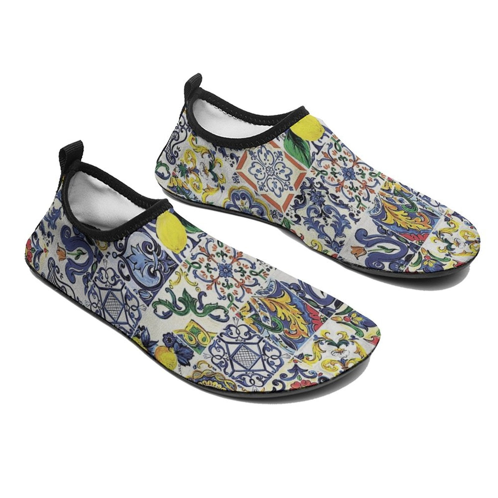 Abstract Majolica Water Shoes Beach Slip-on Shoes for Men Women Swim ...