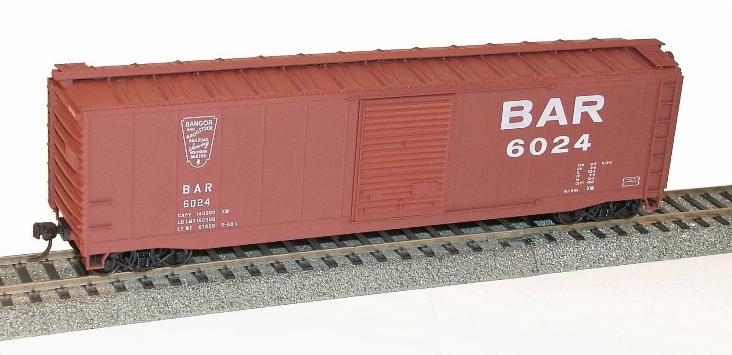 Accurail 5033 HO Scale KIT 50 FT Single Door Riveted-Side Boxcar ...