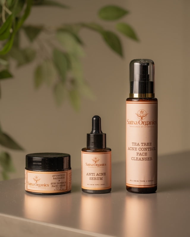 Acne Control Treatment( Tea-Tree Acne Control Face Cleanser + +Radiance ...