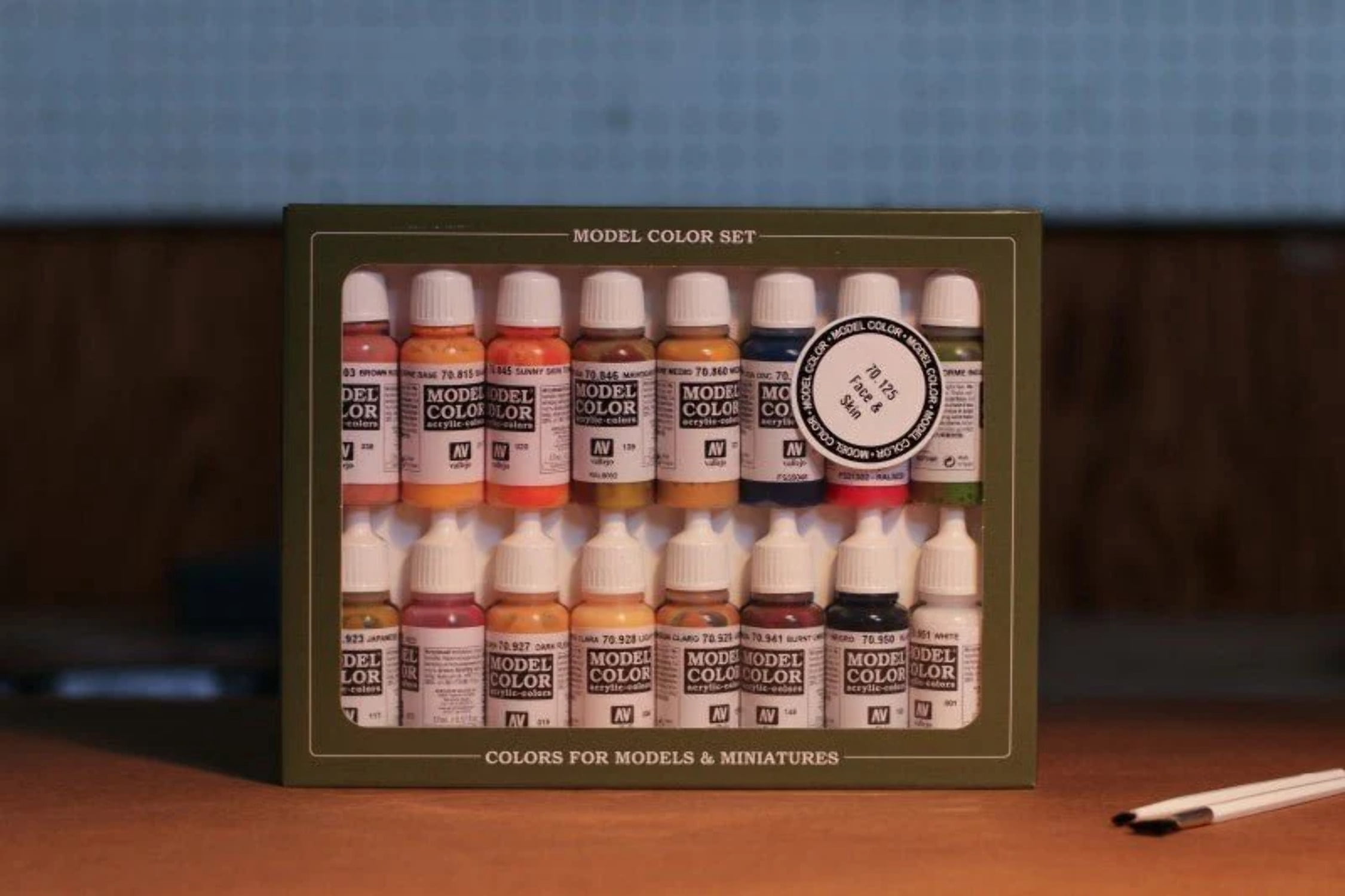 Acrylicos Vallejo Hobby Medium Tube, 17 ml Face & Skin Tones Model ...