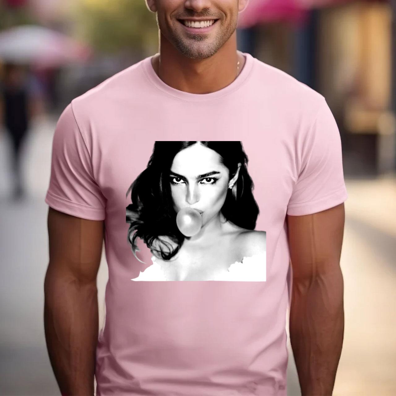 Addison Rae AR BW Classic T-Shirt - Walmart.com