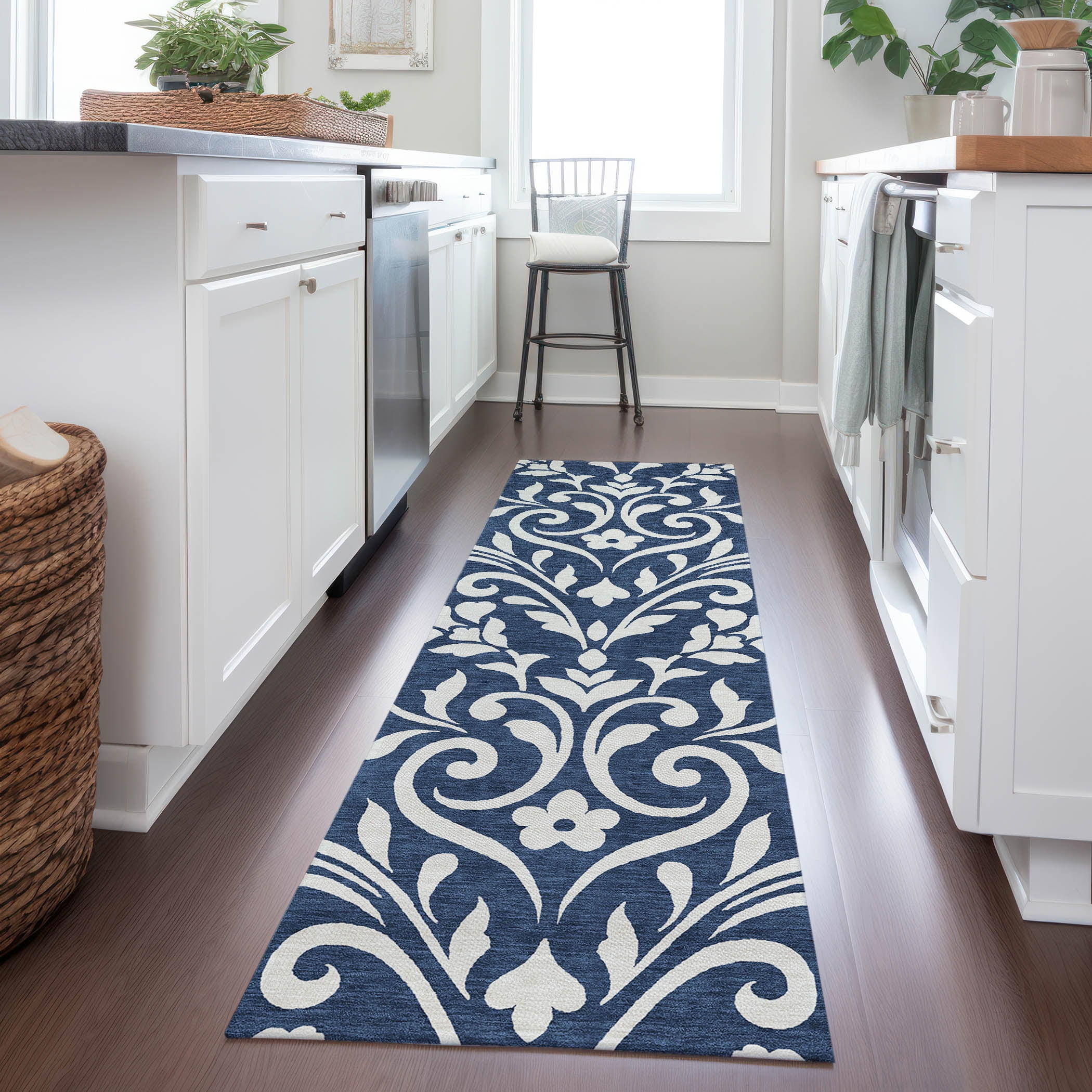 Addison Rugs Chantille Indoor/Outdoor Transitional Floral Navy Washable ...