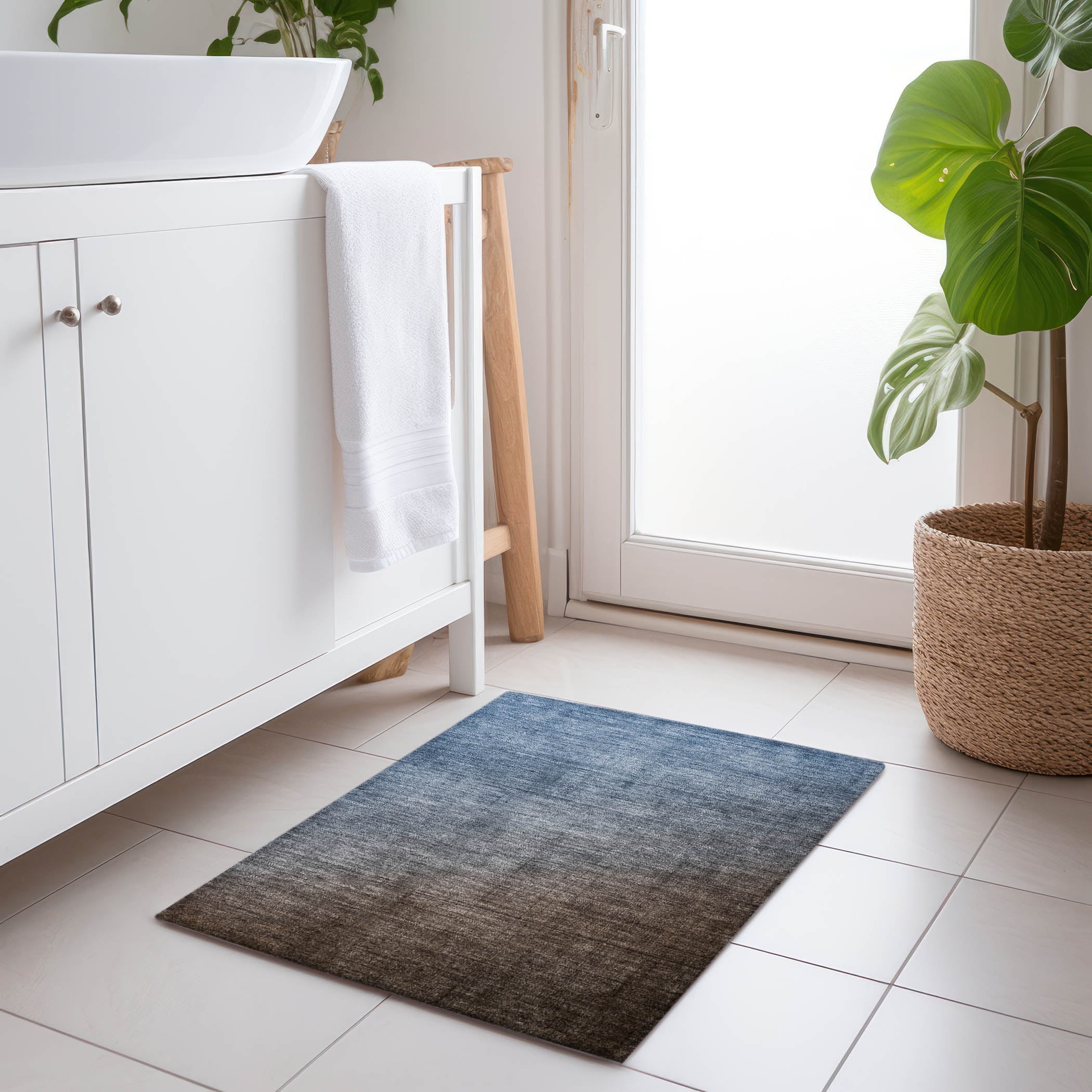 Addison Rugs Chantille Indoor/Outdoor Transitional Ombre Chocolate ...