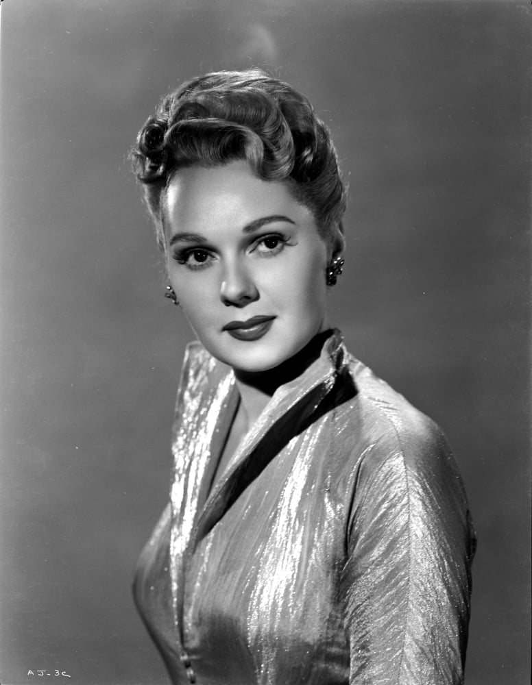 Adele Jergens on a Silk Photo Print (8 x 10) - Walmart.com