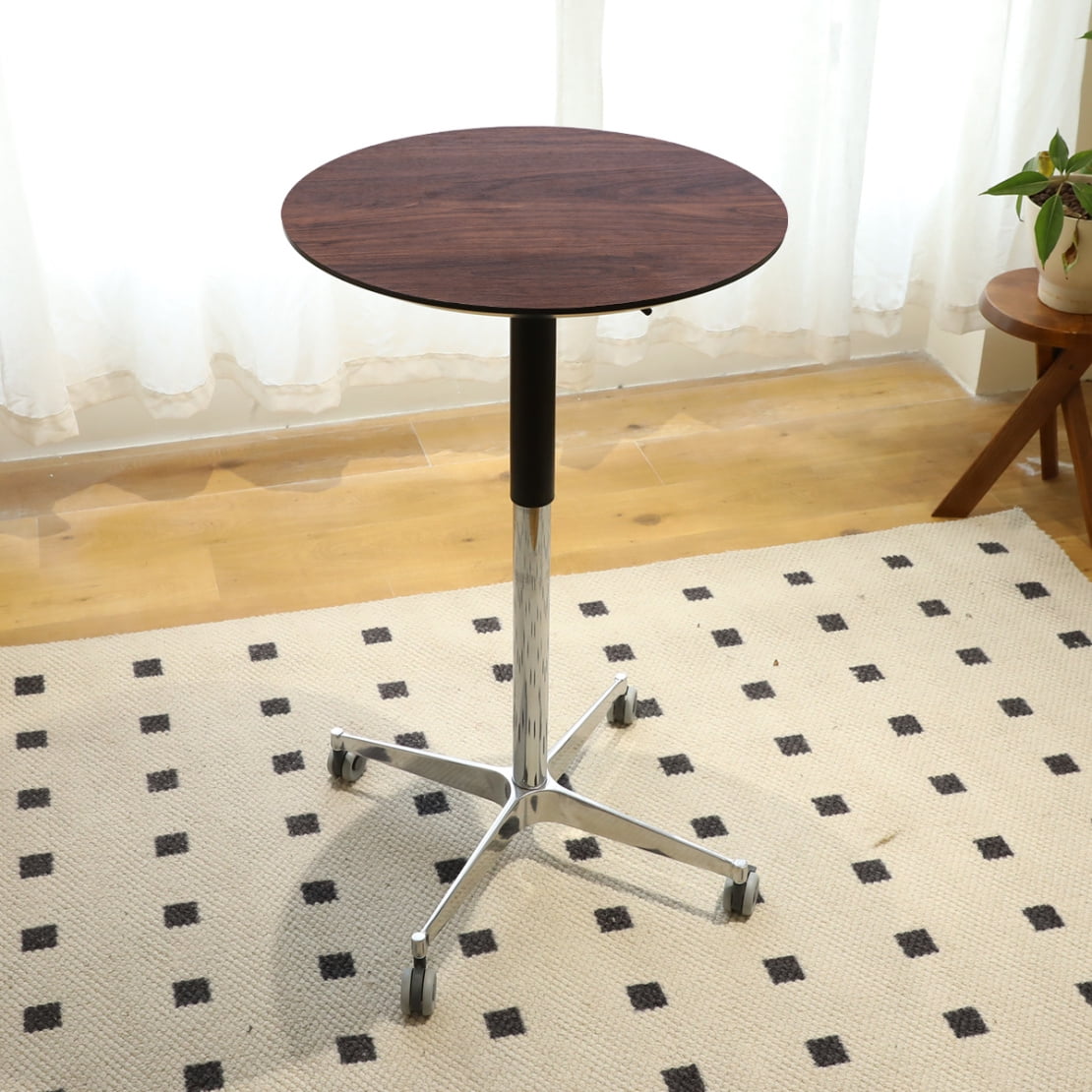 Adjustable Round Pub Table with Wood Top, 360 Swivel Counter Bar Height ...
