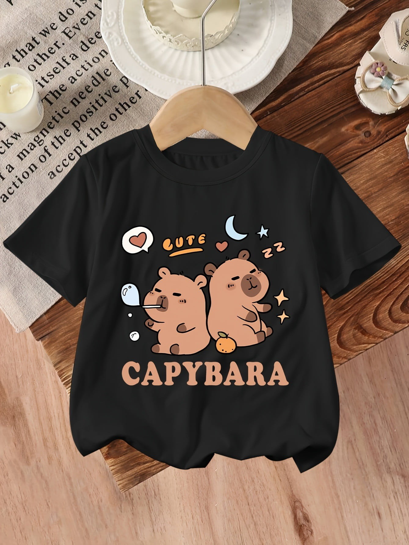 Adorable Girls' Peach Capybara Dolphin Print T-Shirt - Soft Cotton ...