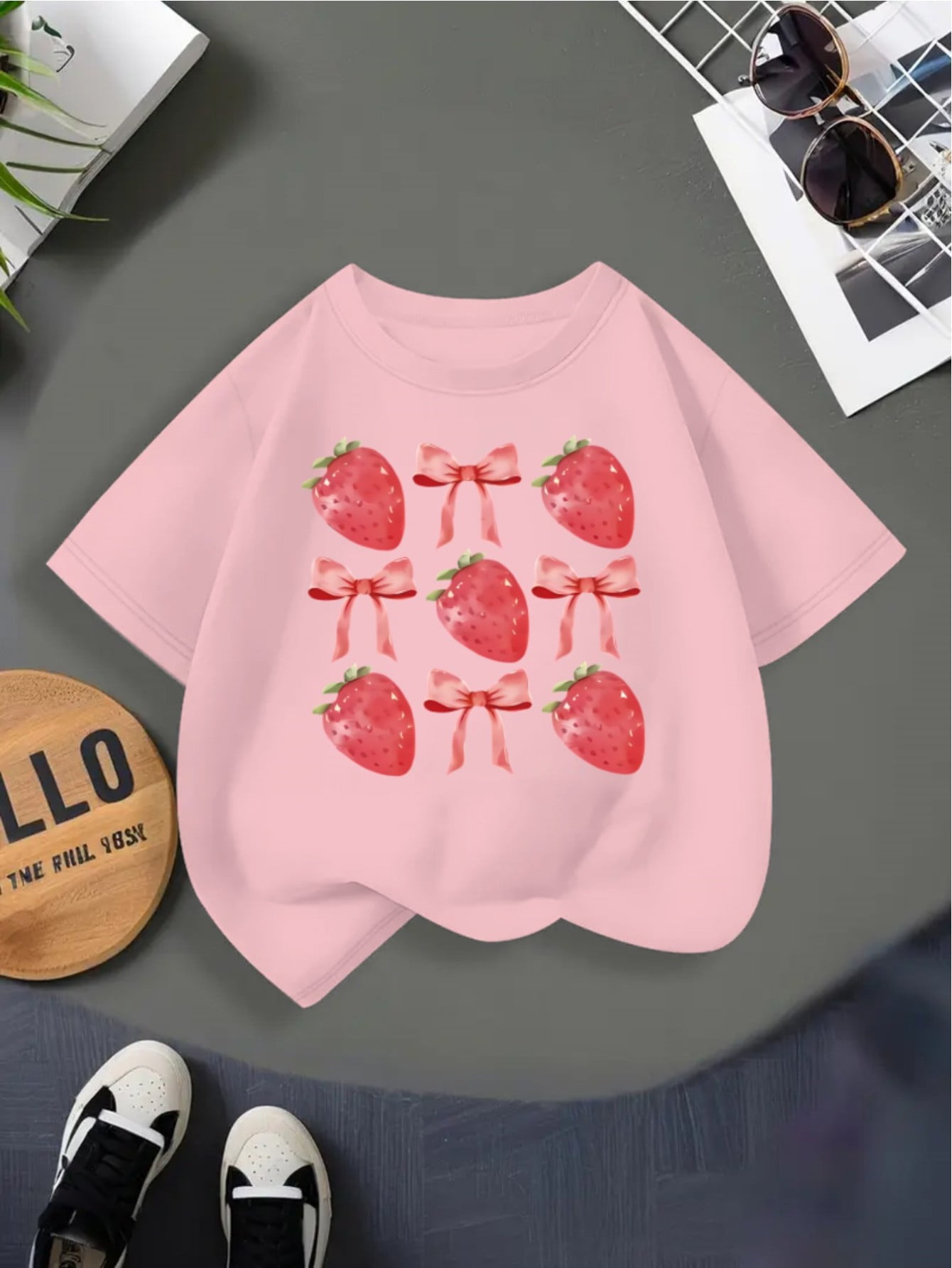 Adorable Strawberry & Bow Print Red Short Sleeve T-Shirt for Girls ...
