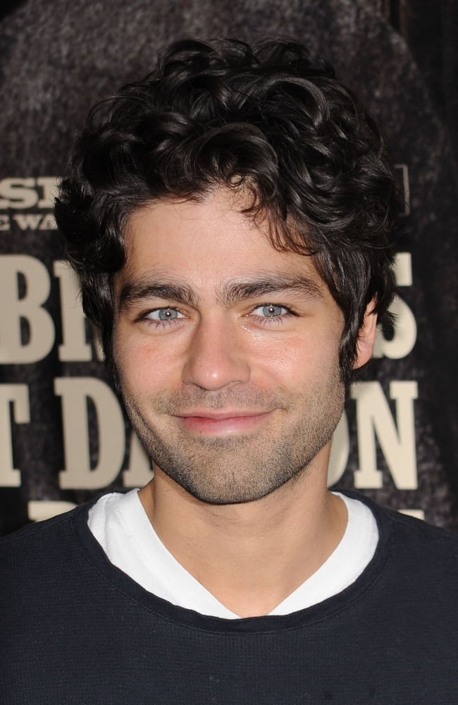 Adrian Grenier At Arrivals For True Grit Premiere The Ziegfeld Theatre ...