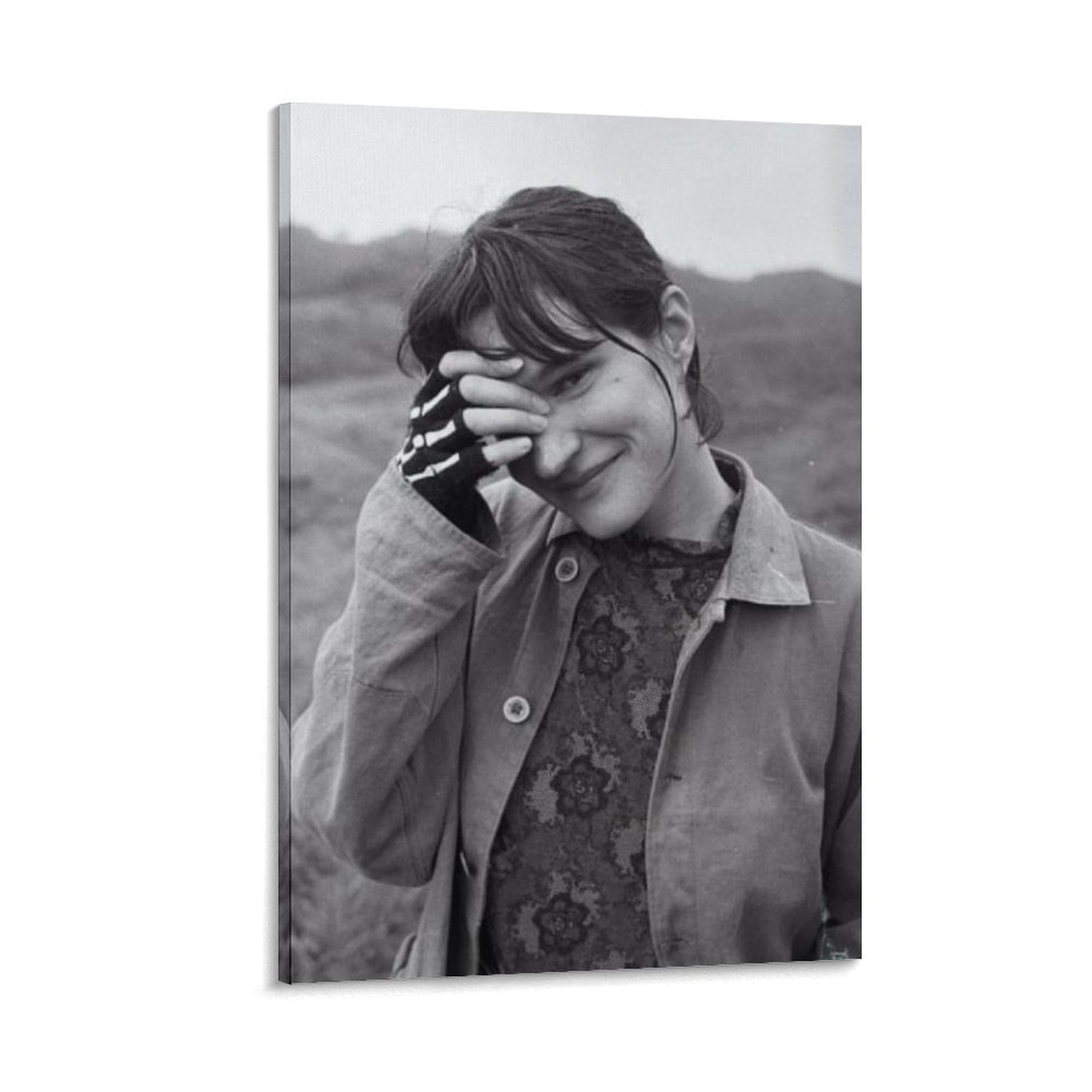 Adrianne Lenker Poster (4) Canvas Art Poster and Wall Art Picture Print ...