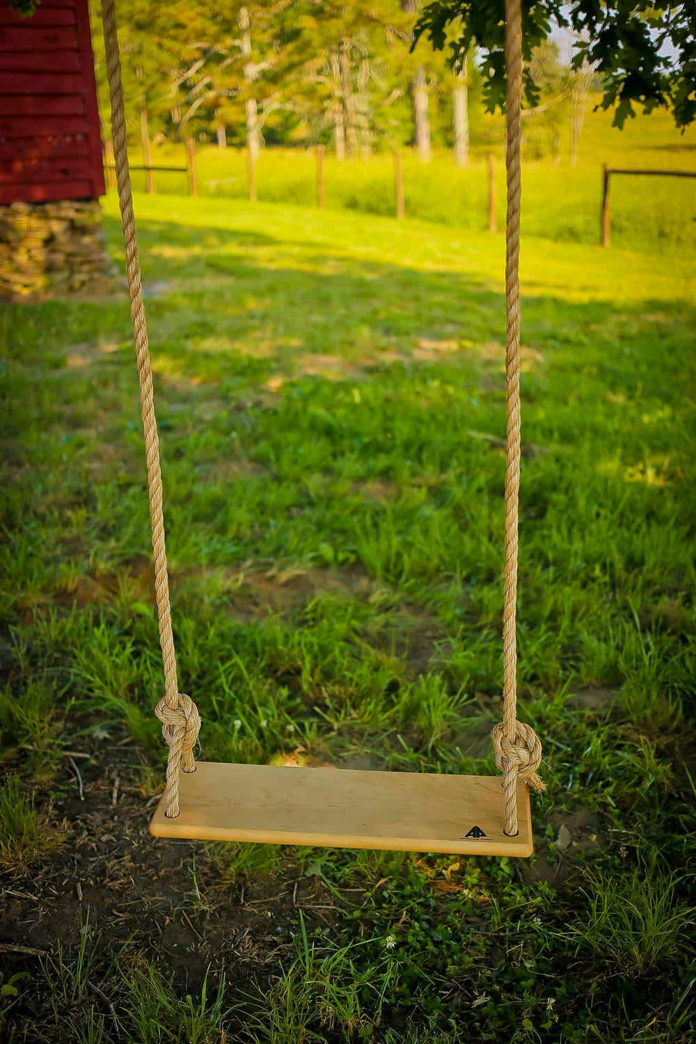 Adventure Parks Classic Wooden Tree Swing: Kids Outdoor Disc Swing with ...