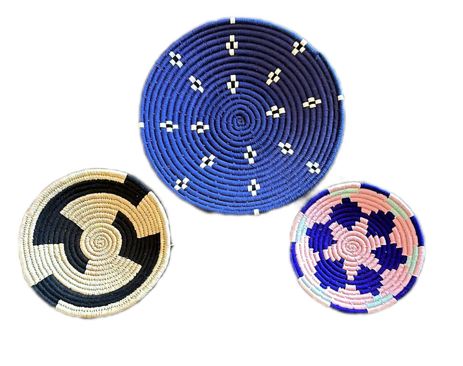 African Wall Decor - Sabai Grass Baskets - Alpine Rush Living Room Art ...