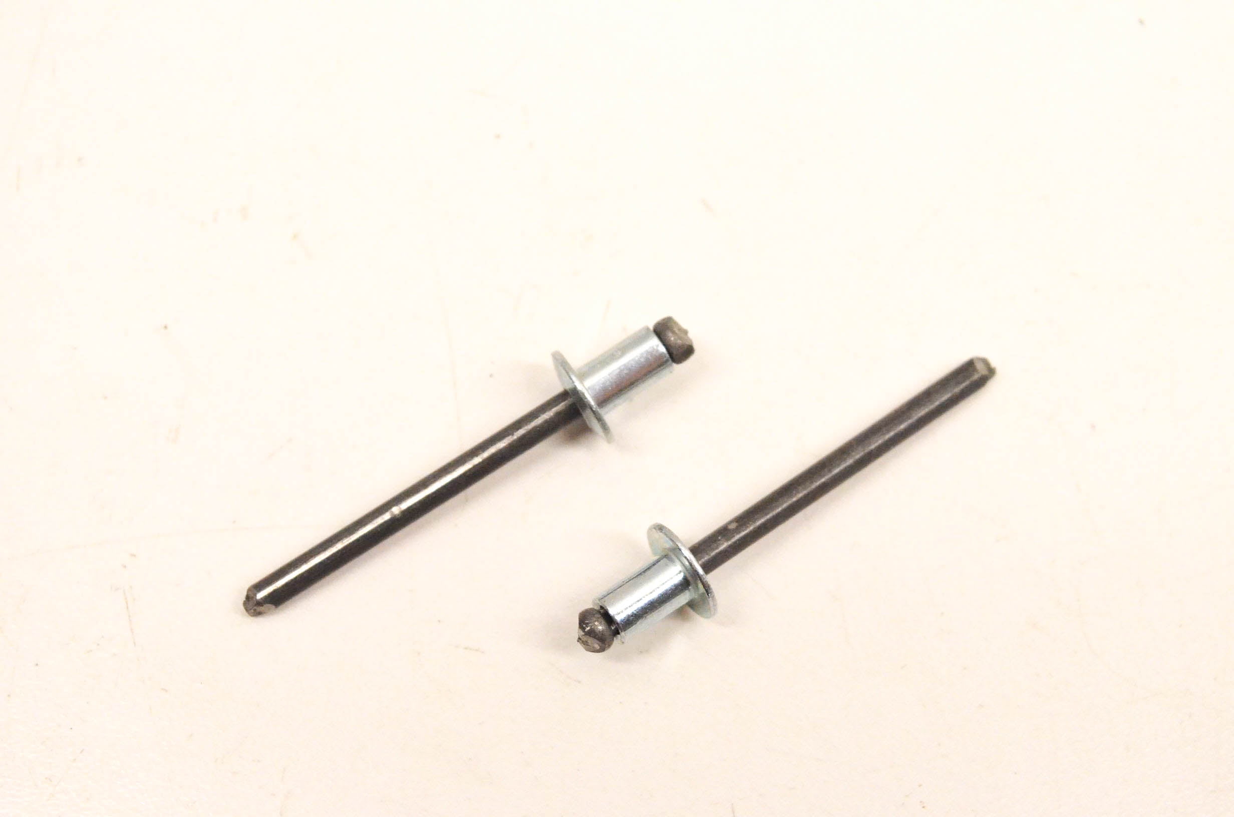 Aftermarket 390402400, P390402400 Pop Rivets Qty 2 NOS - Walmart.com