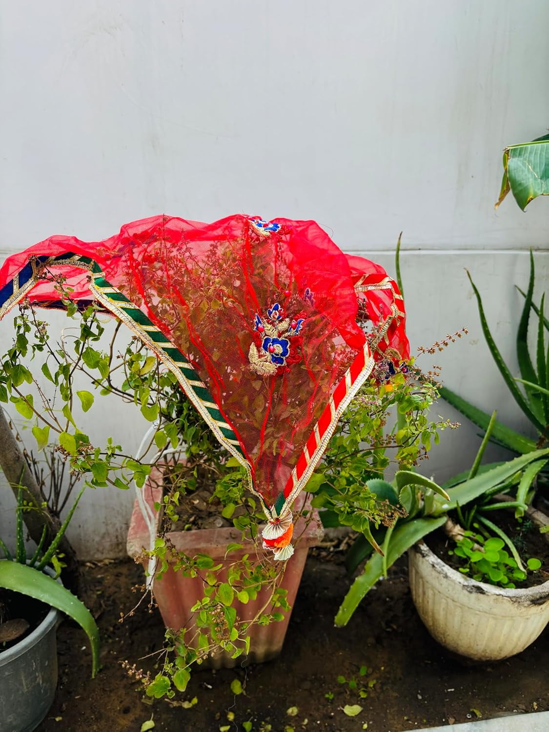 Agroha Traditional Chunni for Tulsi MATA with Embroidery Work Gota ...