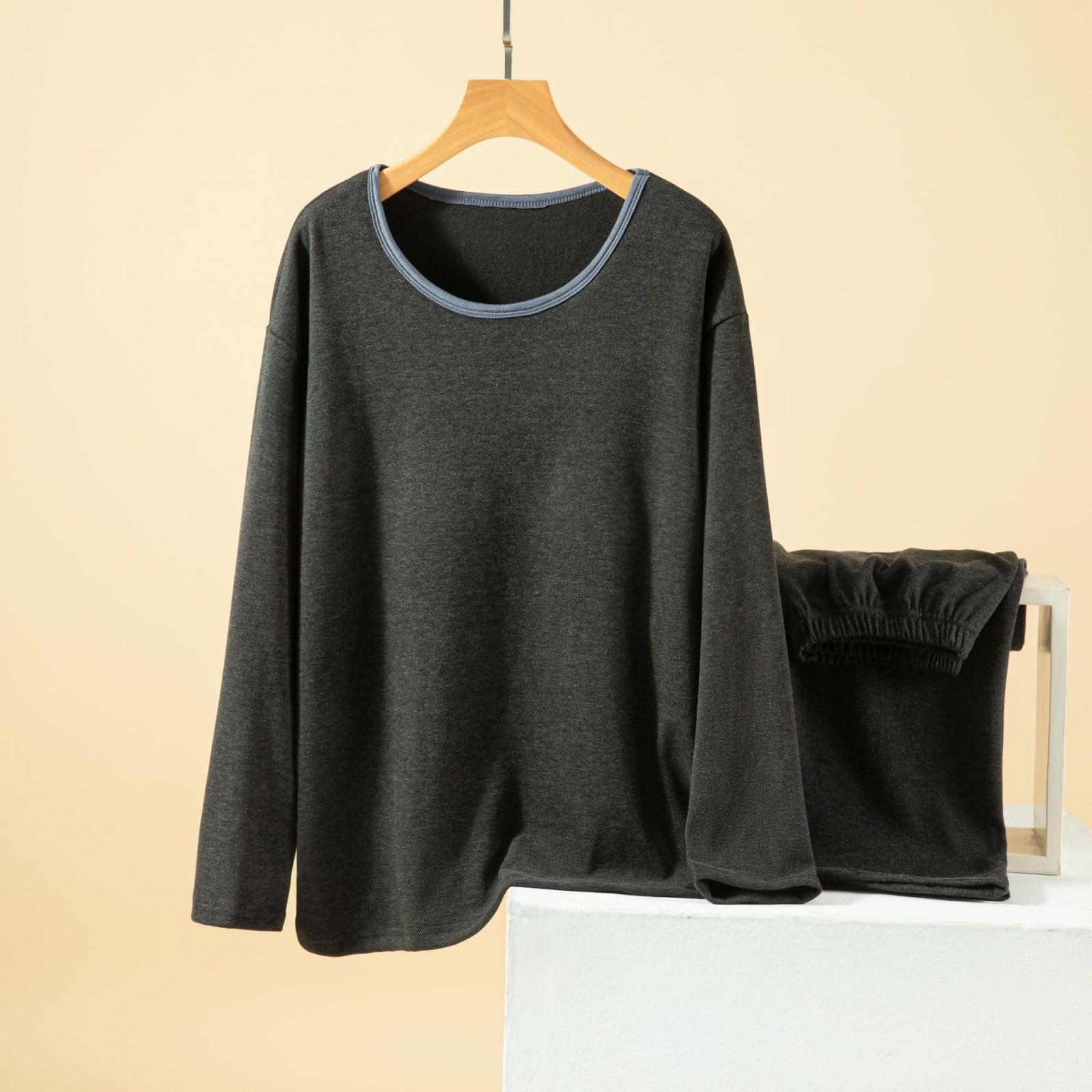 Ahabrexf Women's Fall Tops,Soft and Warm Long Sleeve Thermal Round Neck ...