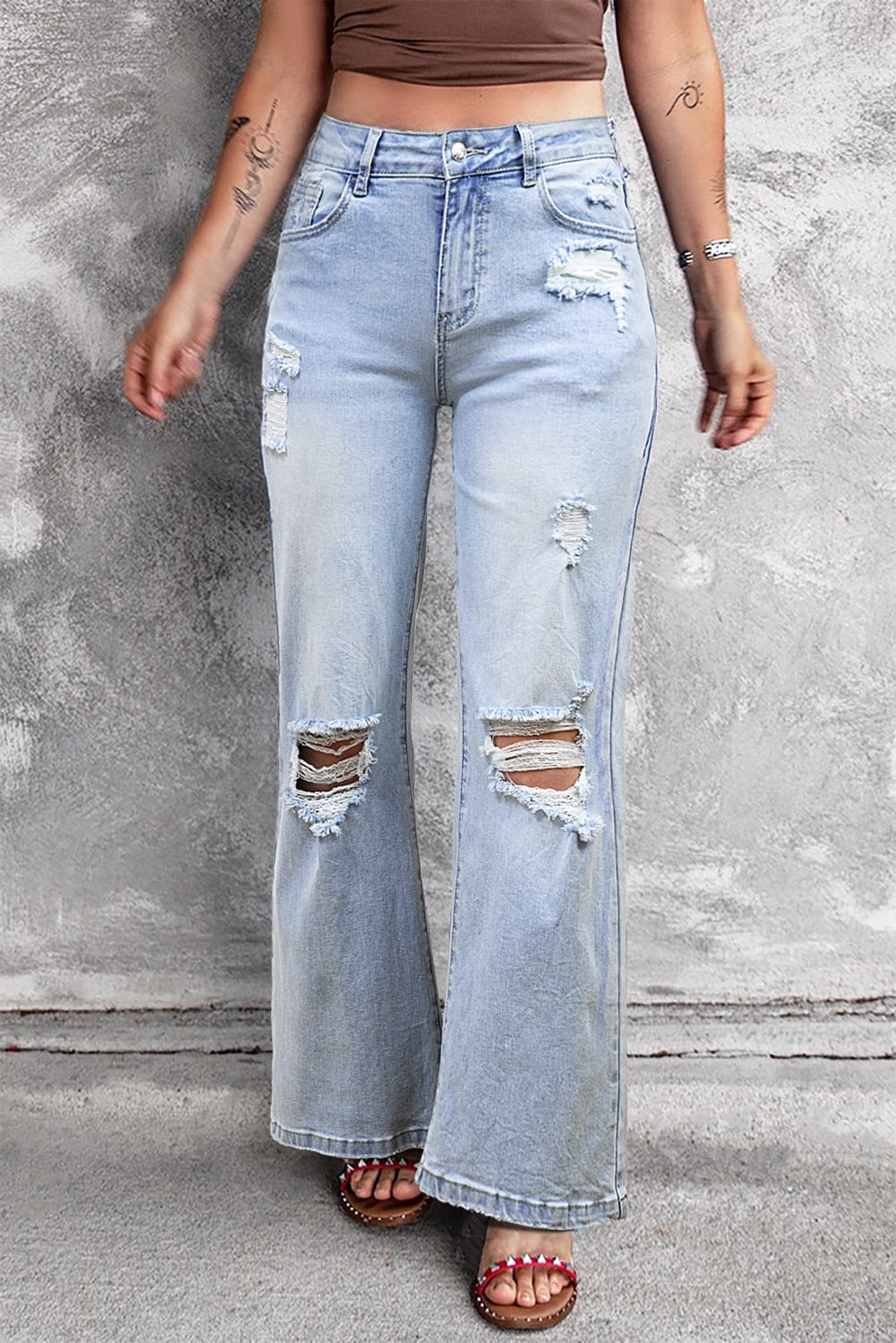 Ahlaray Elevate Your Wardrobe: Light-Wash Flare Jeans - Timeless ...