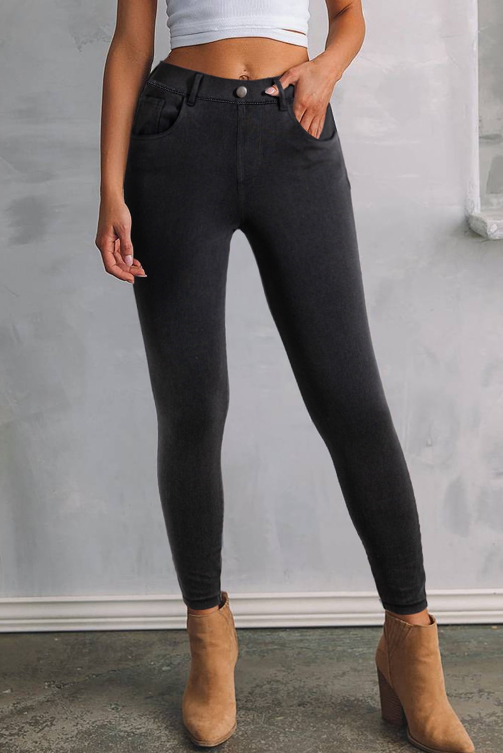 Ahlaray Embrace Curves in Black Skinny Jeans - High Waist, Stretch ...