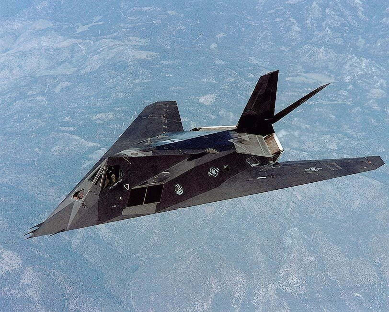 Air Force F-117 Nighthawk Stealth Fighter Style -1 - 20x30 Inch Glossy ...