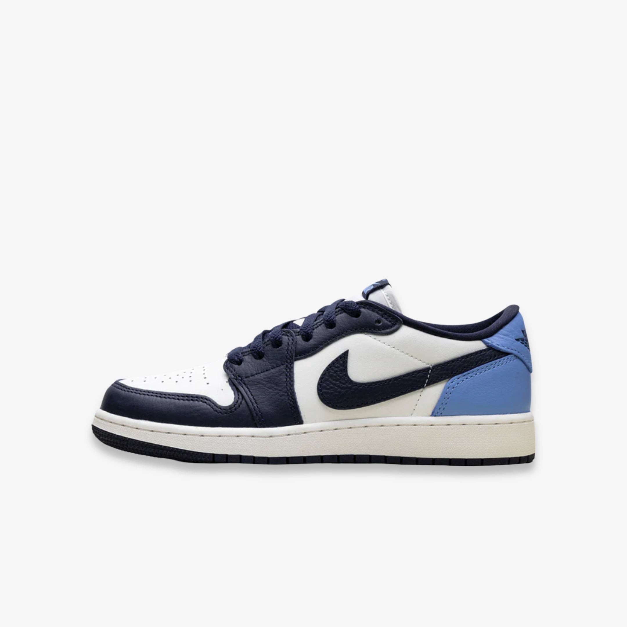 Air Jordan 1 Low OG 'UNC / Obsidian' (2025) (GS) - Walmart.com